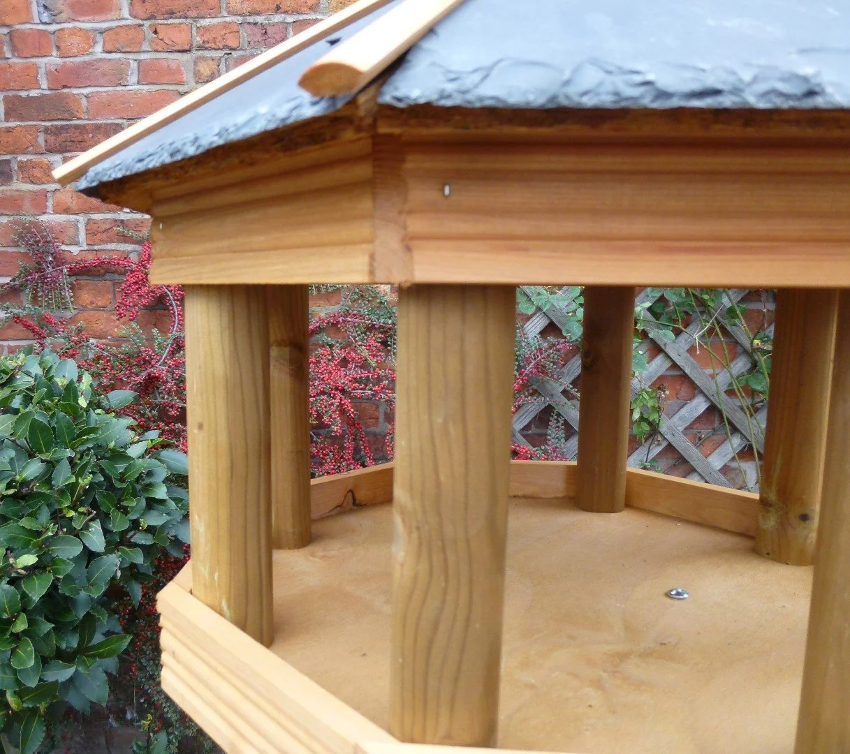 Carousel with cage (with Jumbo size stand) — Country Rustics