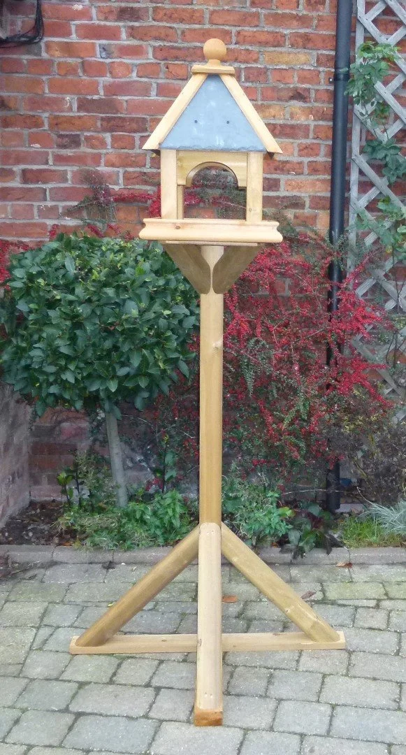 Carousel with cage (with Xtall size stand) — Country Rustics