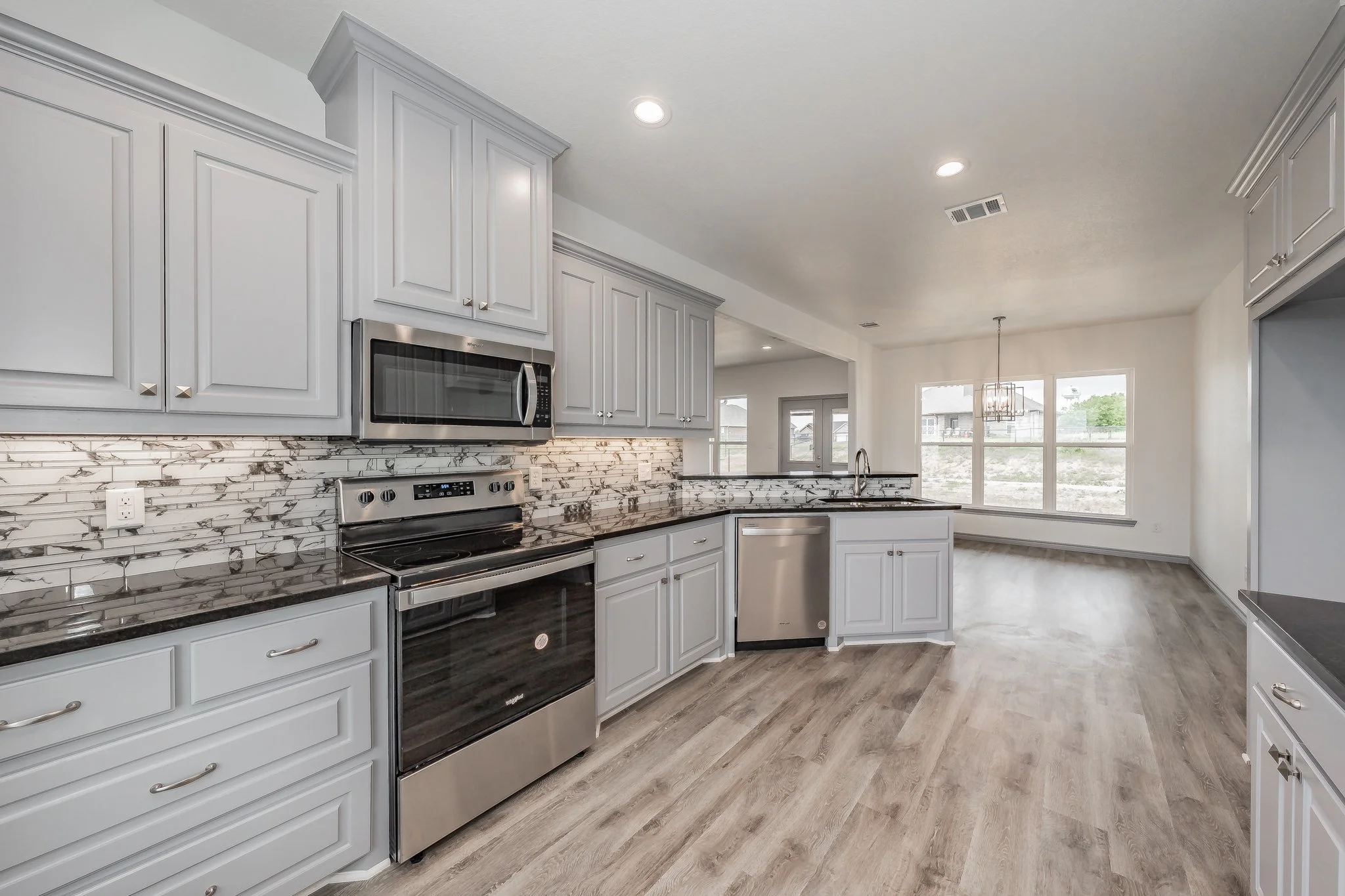 Jim Lambert Construction | Residential Portfolio: Custom Homes & Craftsmanship