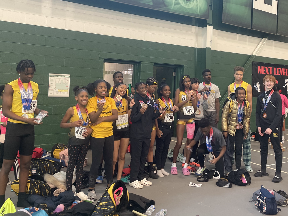 Mustangs In Action | Michigan Mustangs Track & Field Club