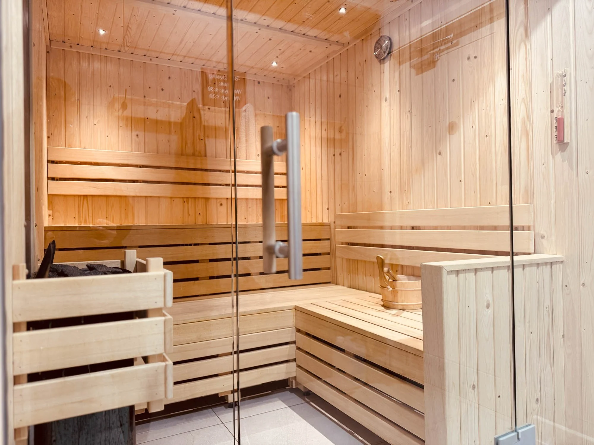 MEMBERSHIPS — B PRO. FITNESS BS8