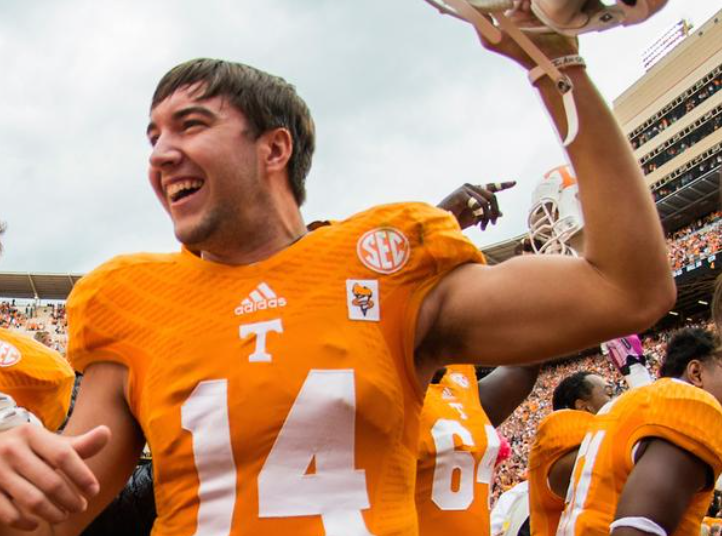 Sources: UT Athletics Mulling New Apparel Deal With Adidas — FOX SPORTS ...