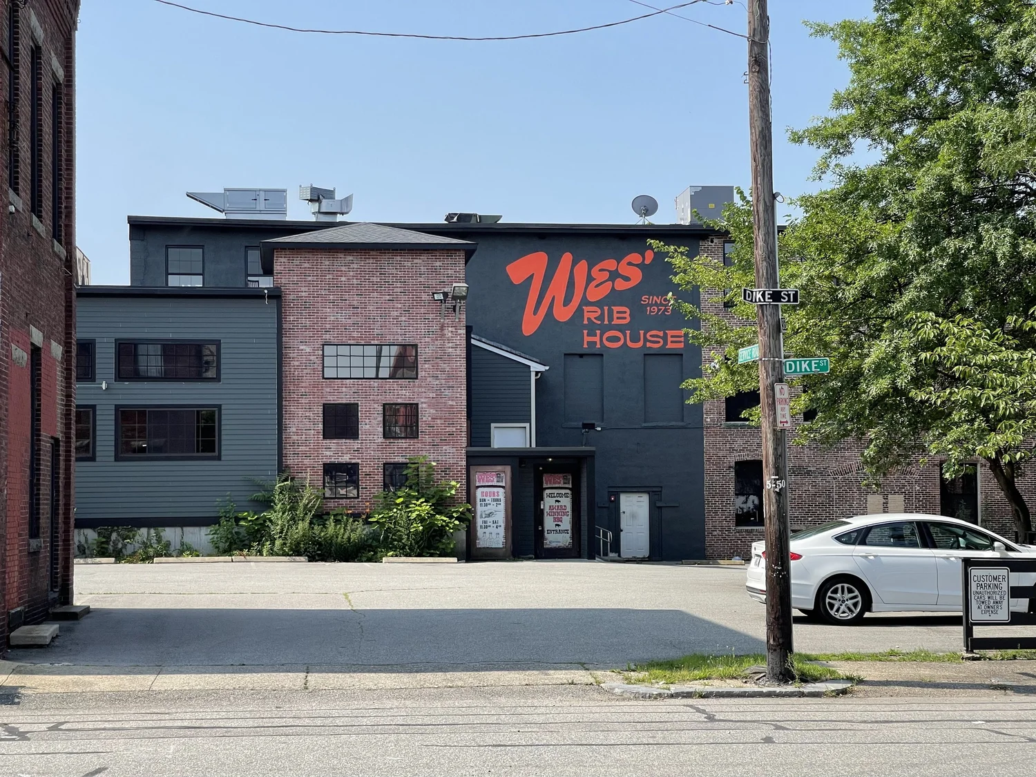 Gallery 3 — Wes' Rib House