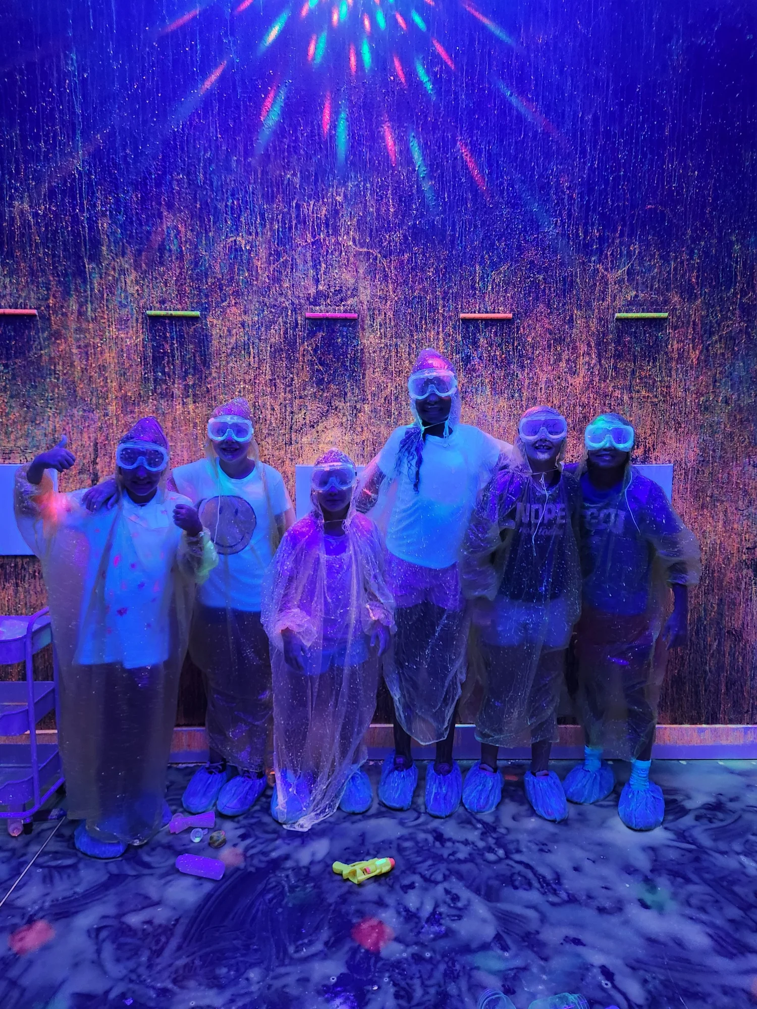 Splatter Paint Art Classes & Parties | Fun for Kids, Families & Groups ...