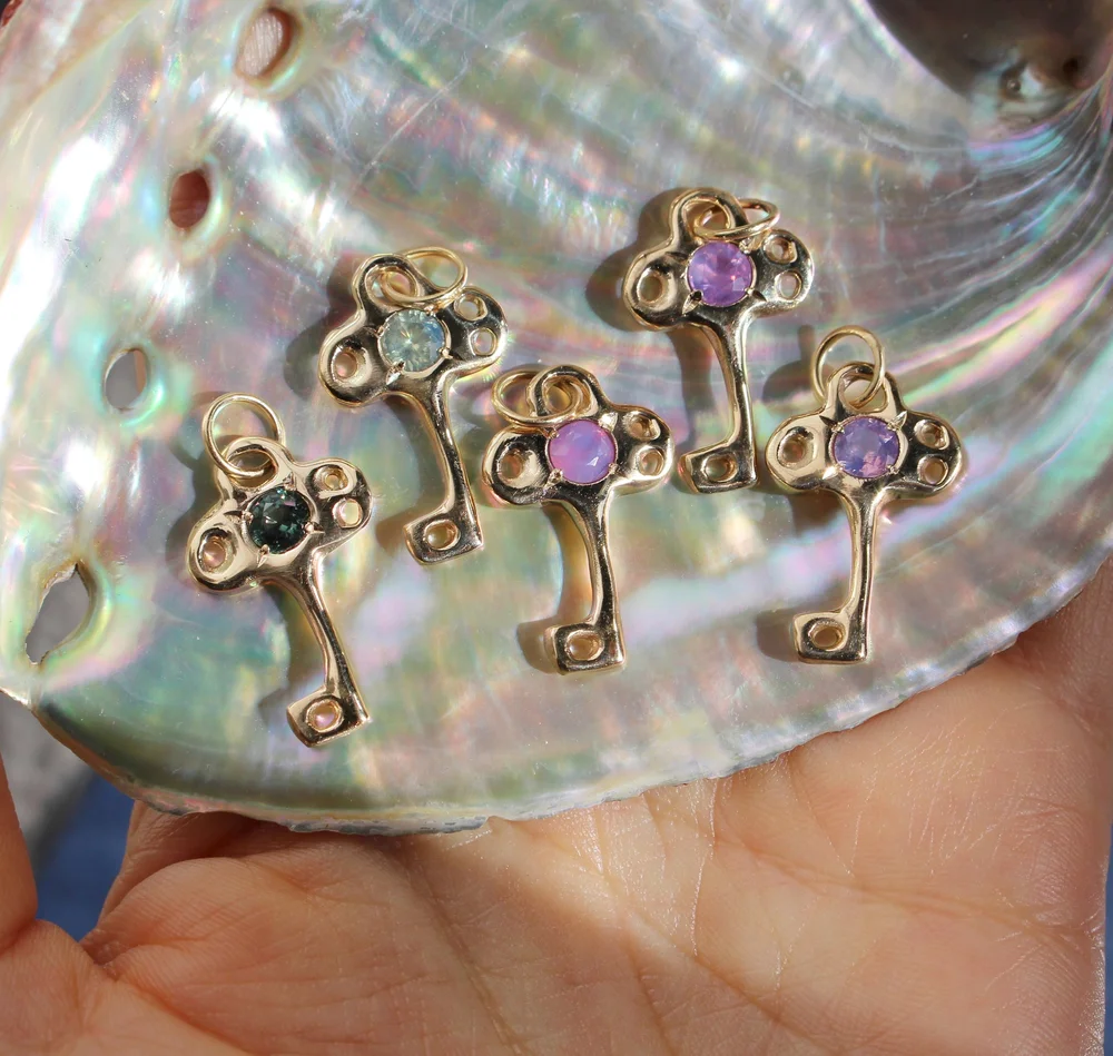 Shop — shopGemGossip