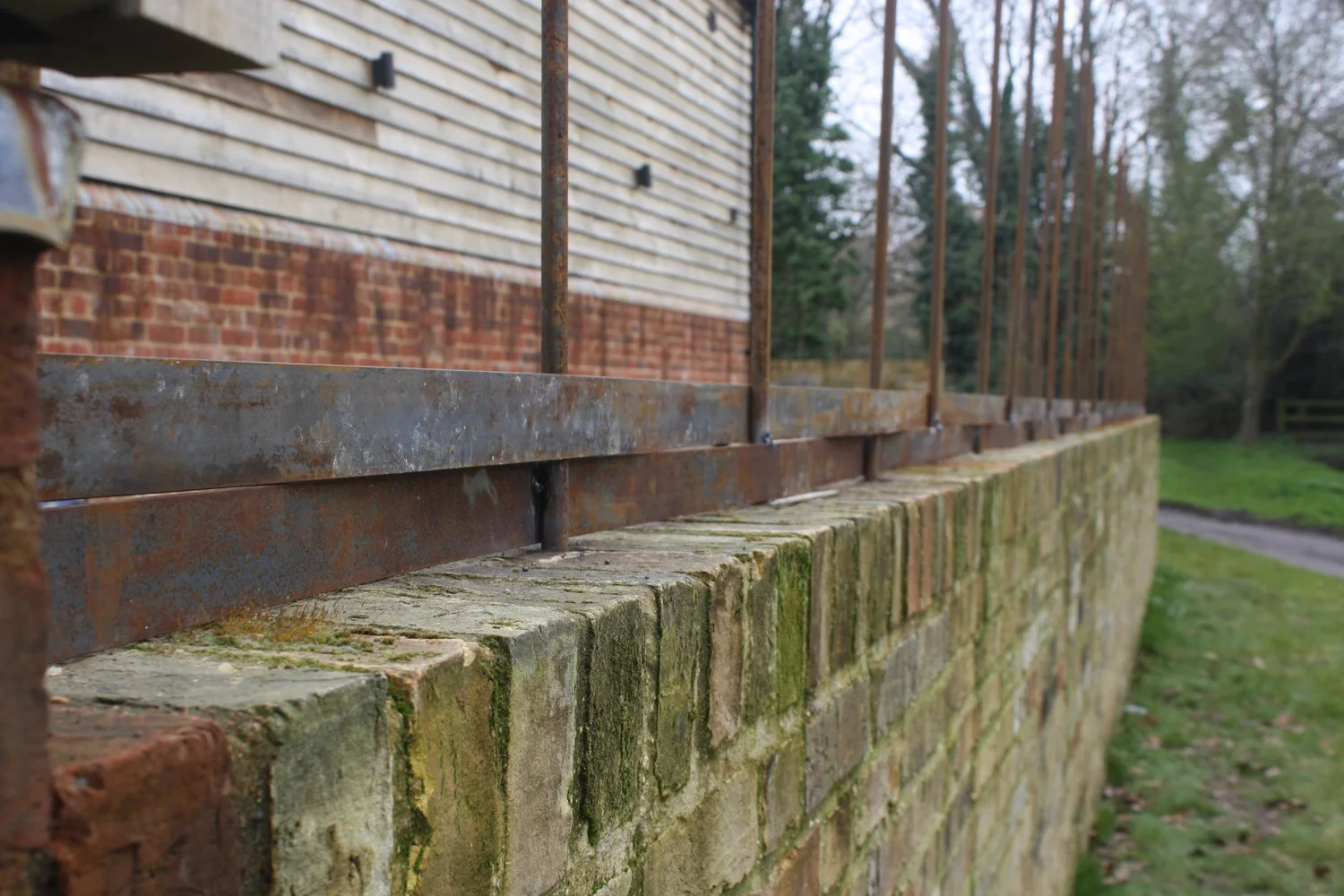 WonderWeld, woven steel fencing in Cambrideshire and the East of ...