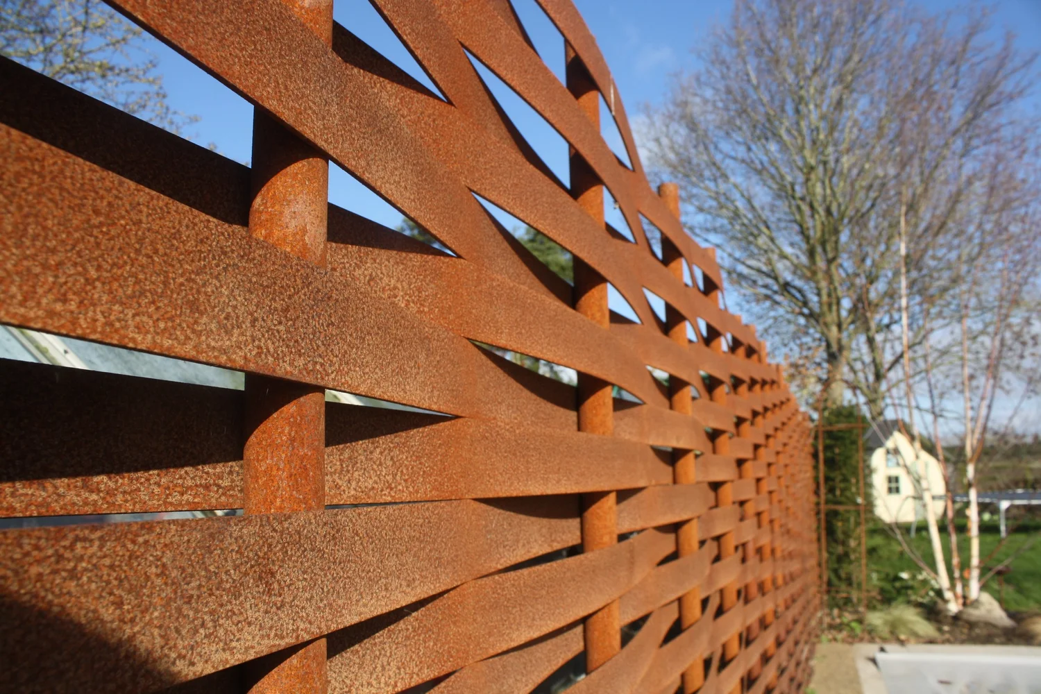 WonderWeld, woven steel fencing in Cambrideshire and the East of ...