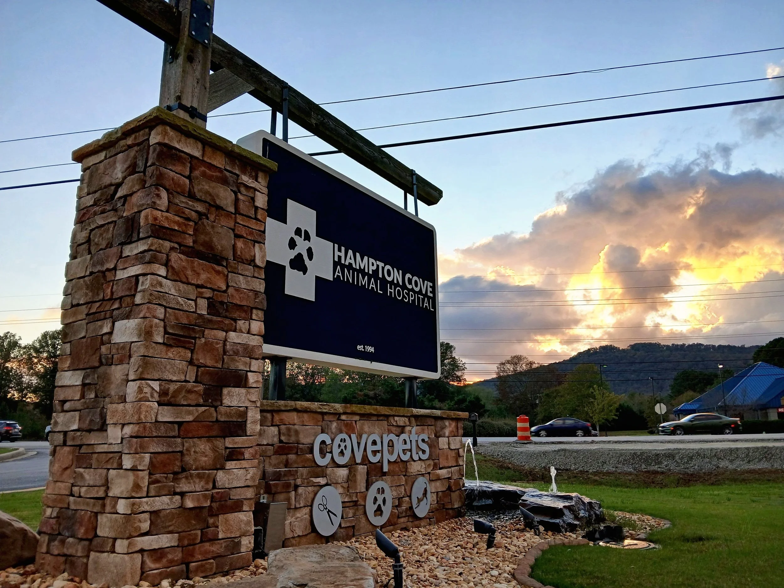 Hampton Cove Animal Hospital | Huntsville's Premier Veterinary Boarding ...