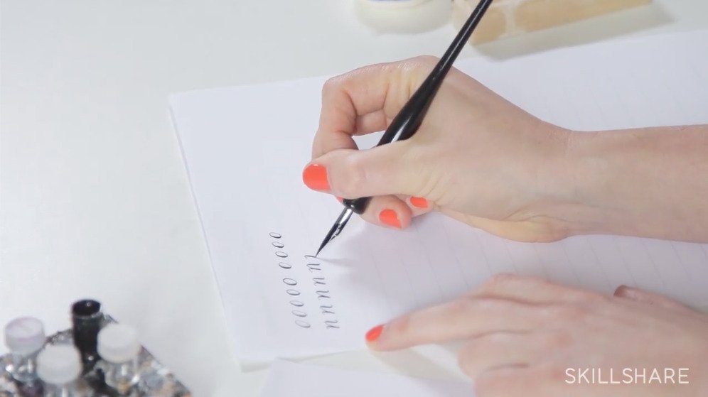 15 Best Online Art Classes For Beginners To Try | Traditional Media Edition