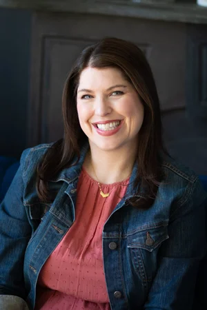 Anna Goldfarb | Friendship Expert | Enhance Your Friendships Today