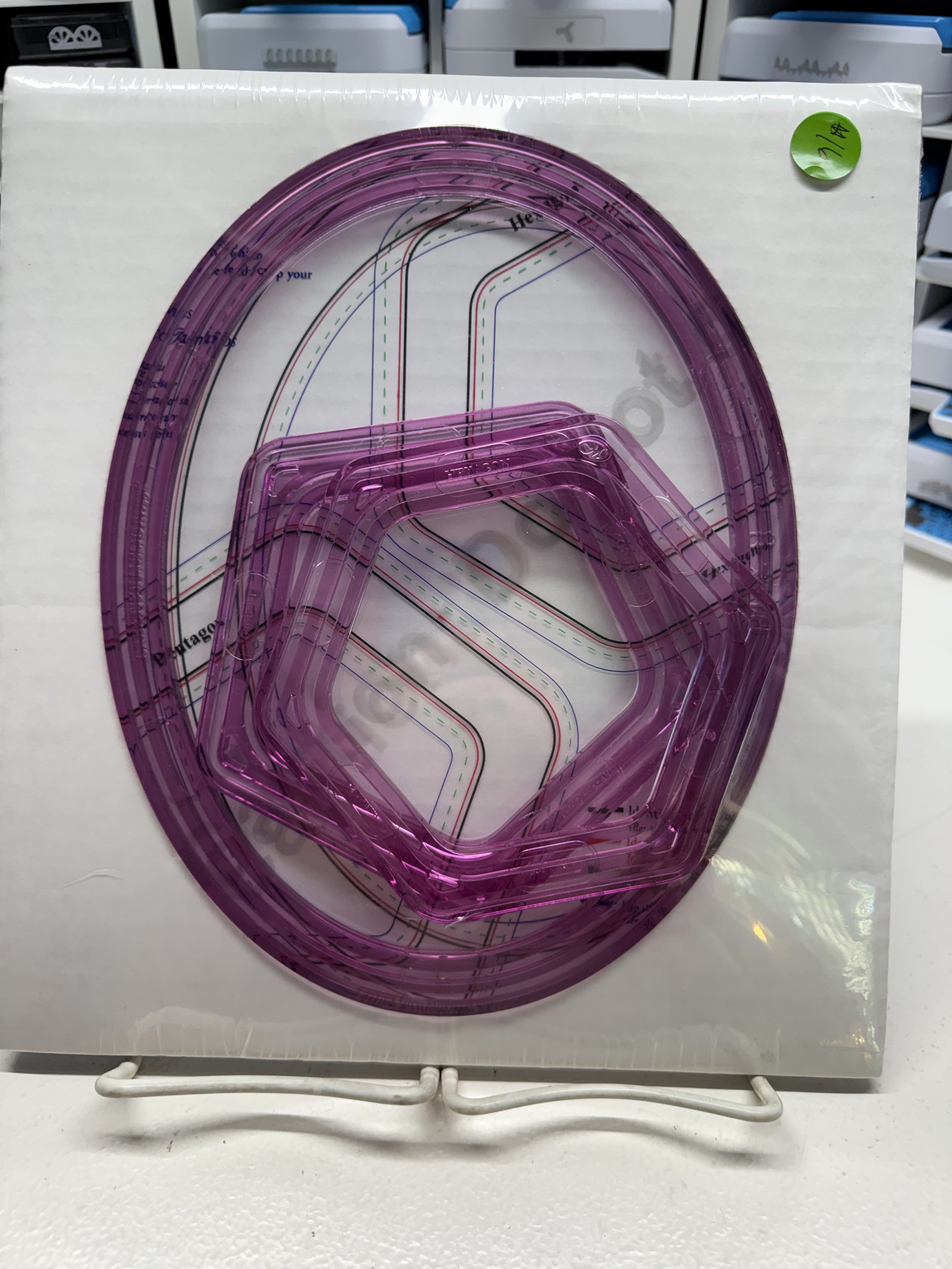 Oval, Pentagon, Hexagon Patterns(CM Custom Cutting System) — Linda's ...