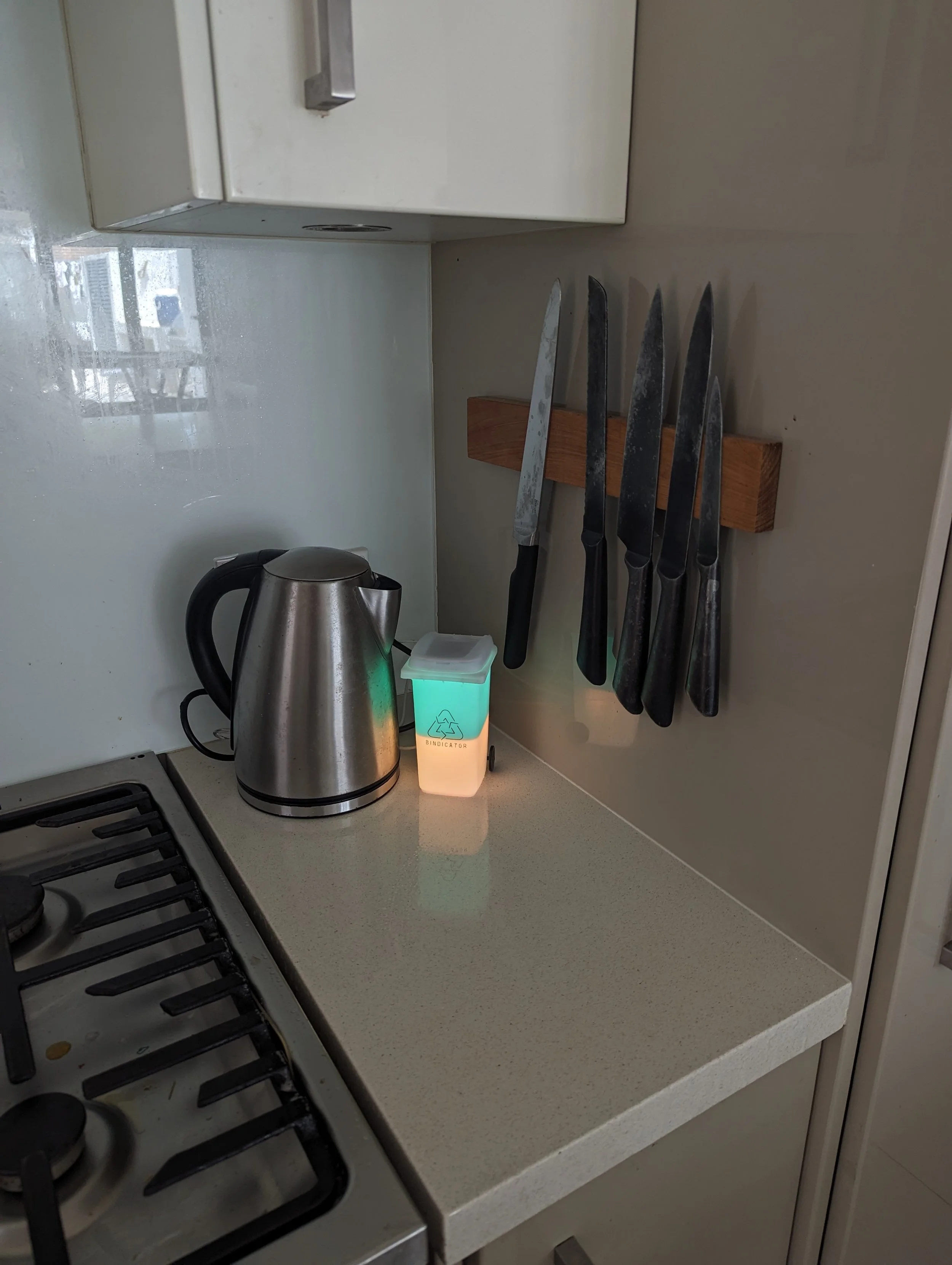 The smart bin reminder lamp — Bindicator