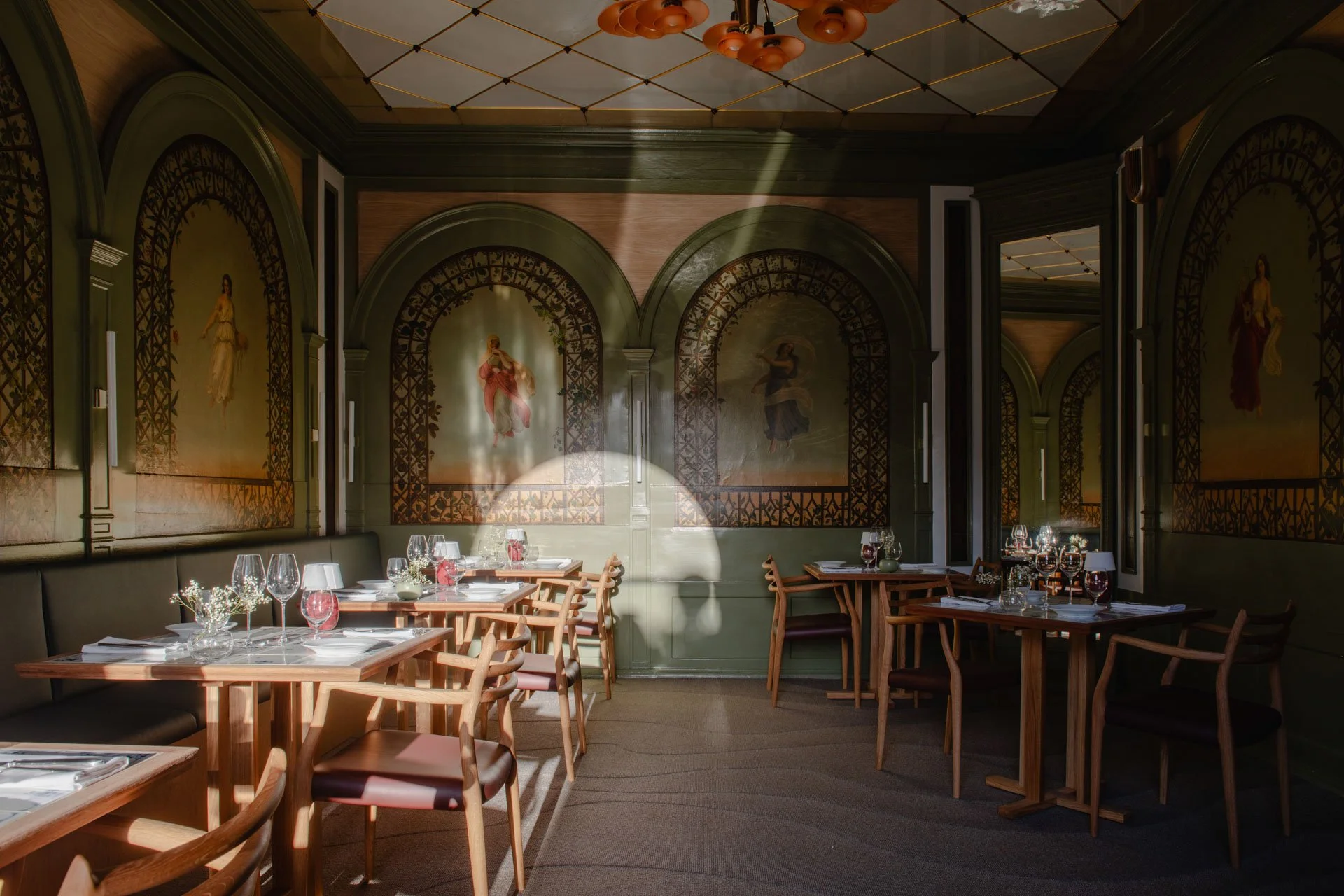 Historien — Restaurant Anton