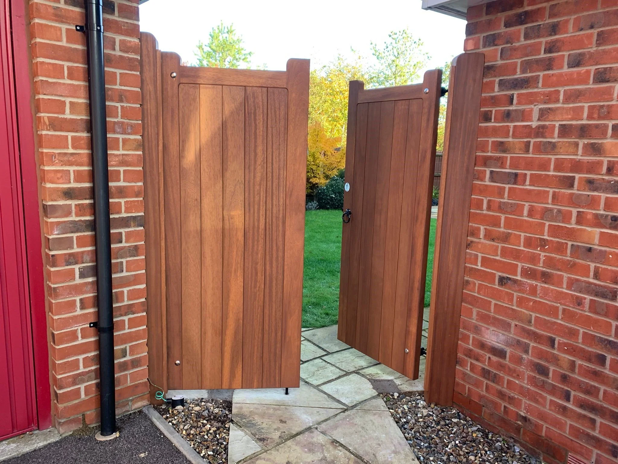 Timber Gates — W.L West & Sons