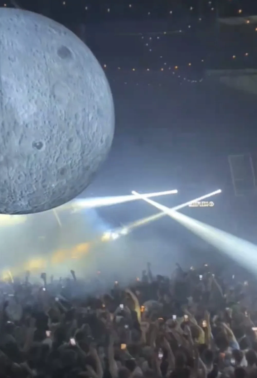 Inflatable Moon Hire — Nova Inflatables