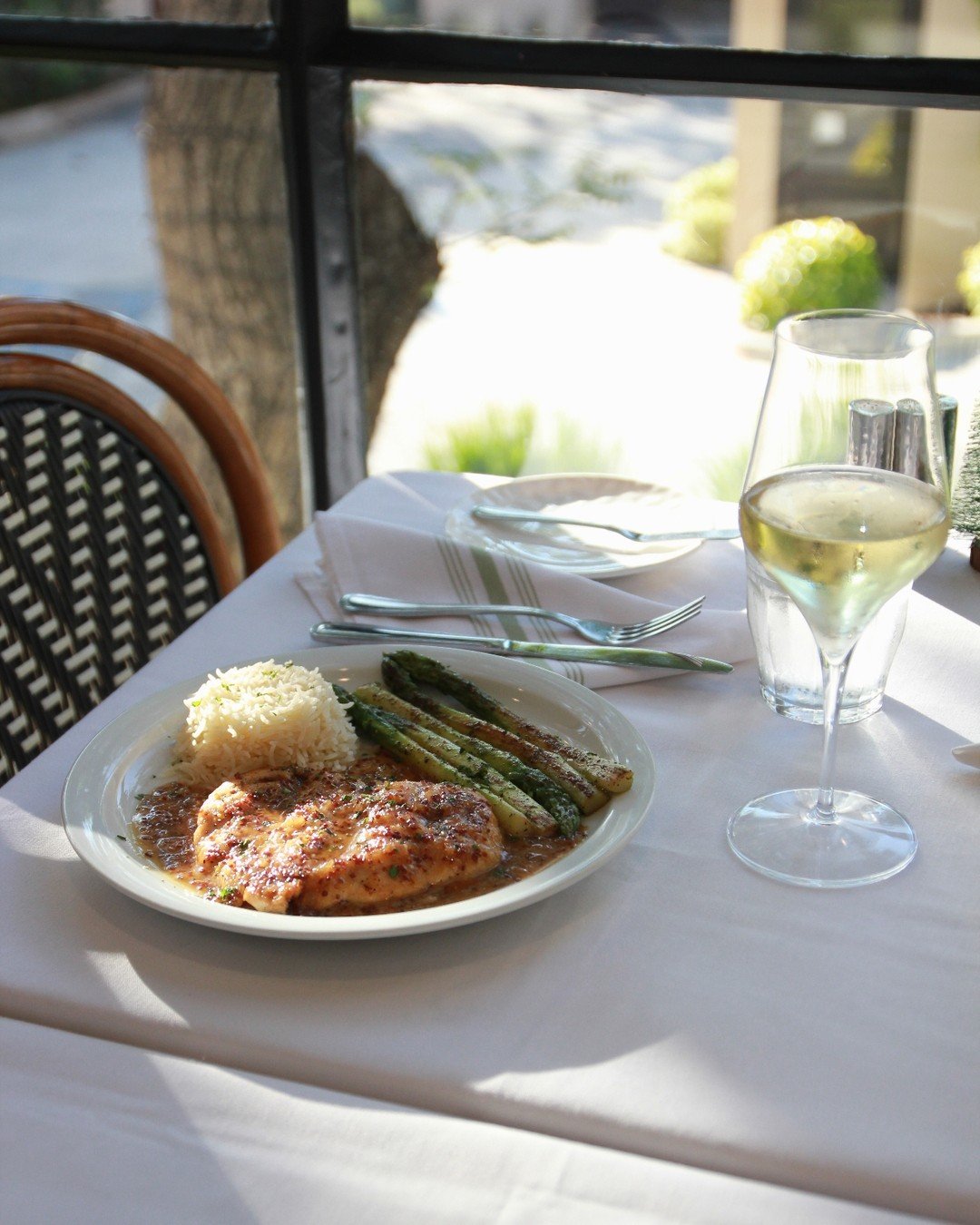 Restaurant in Montecito | Lilac Montecito | Best California Bistro