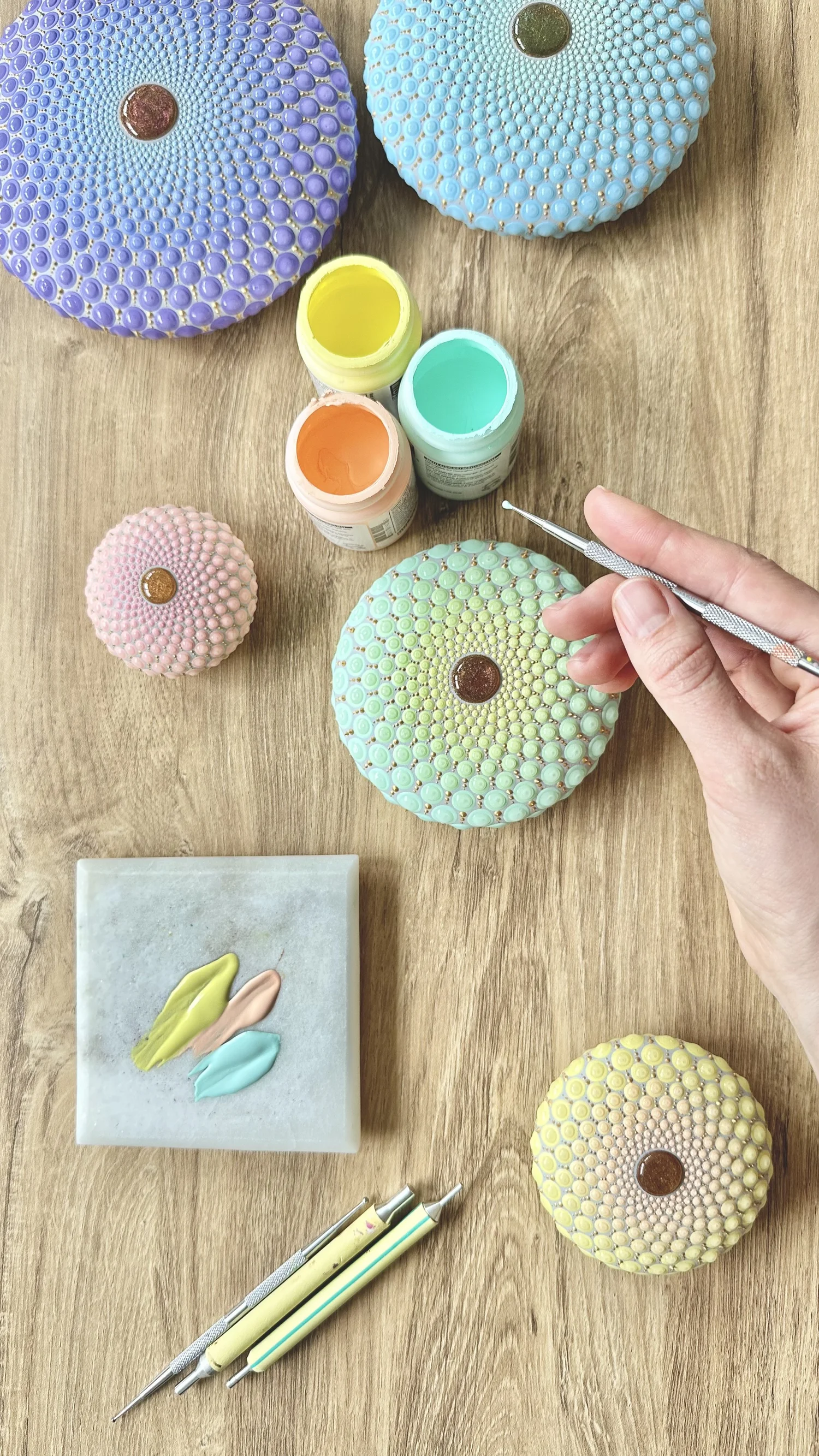 Basics of Dot Art — Dots by Lina