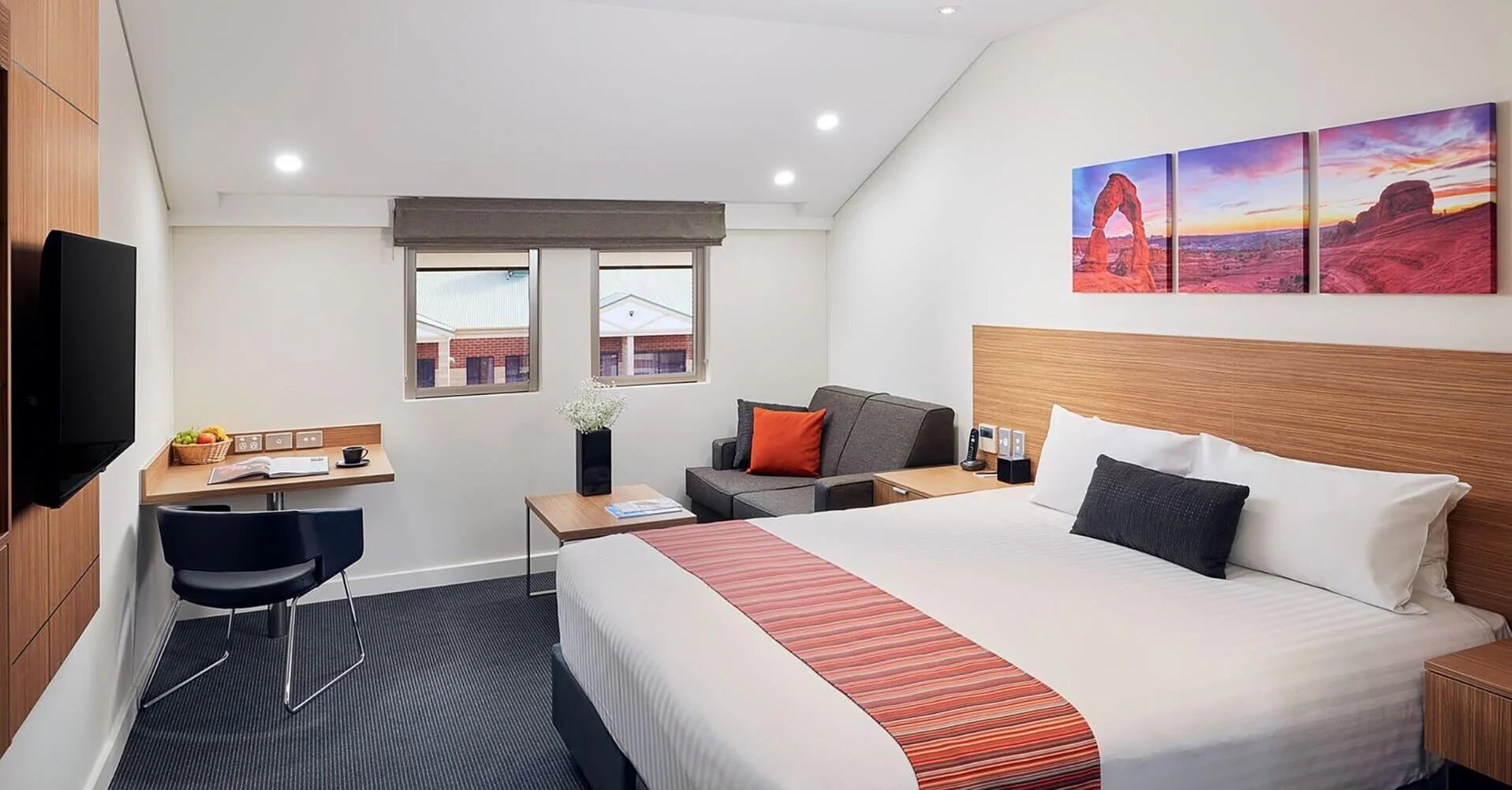 Country Comfort Perth | Best Rates Guaranteed + Earn Frequent Flyer Points