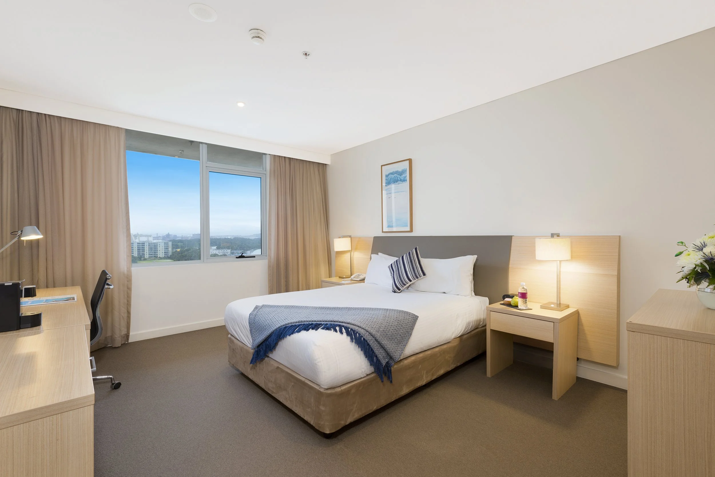 Deluxe Queen Room