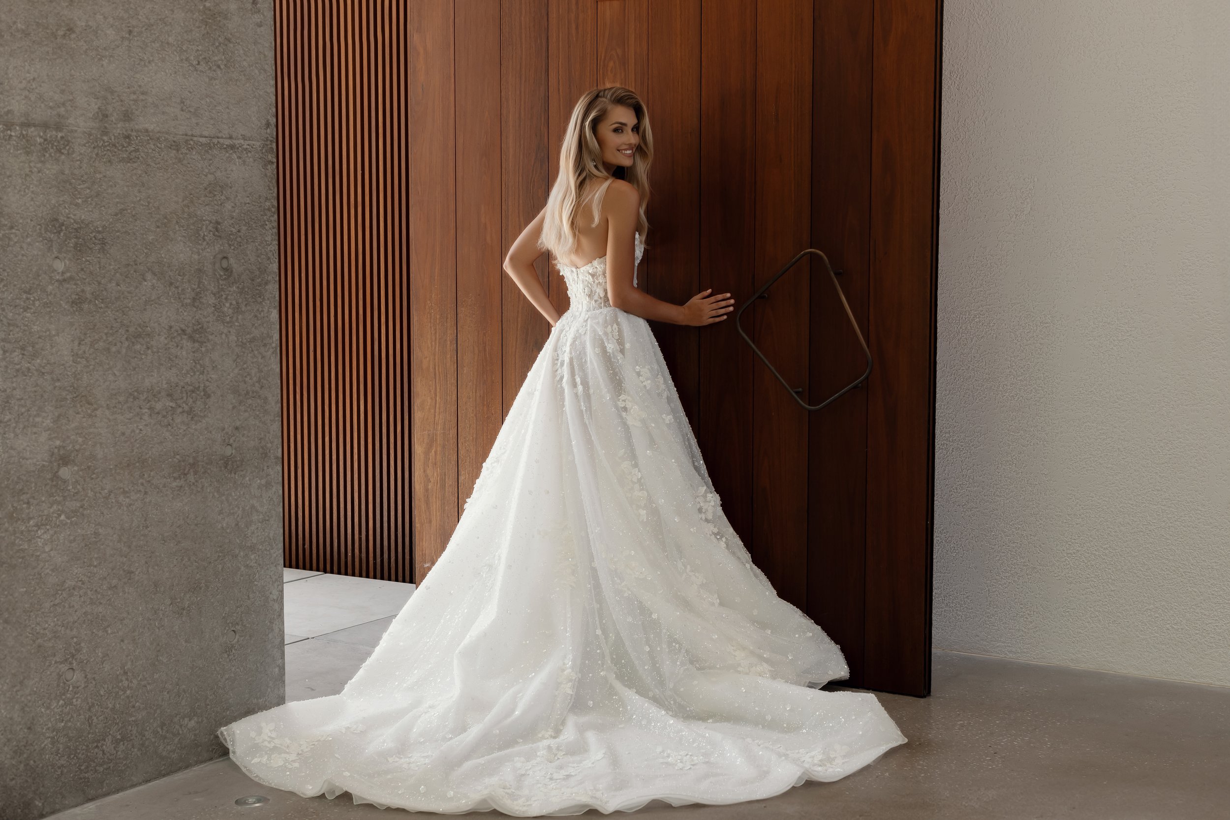 La Premiere | Global Bridal