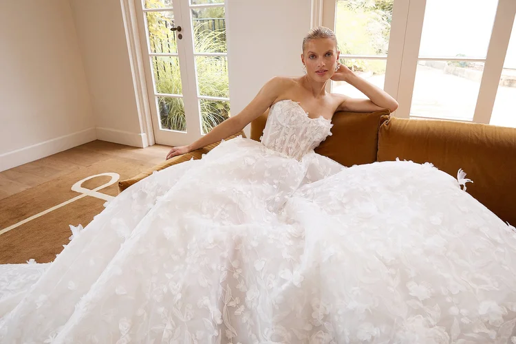 La Premiere | Global Bridal