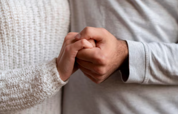 Love vs Desire: Understanding the Key Differences for Healthy ...