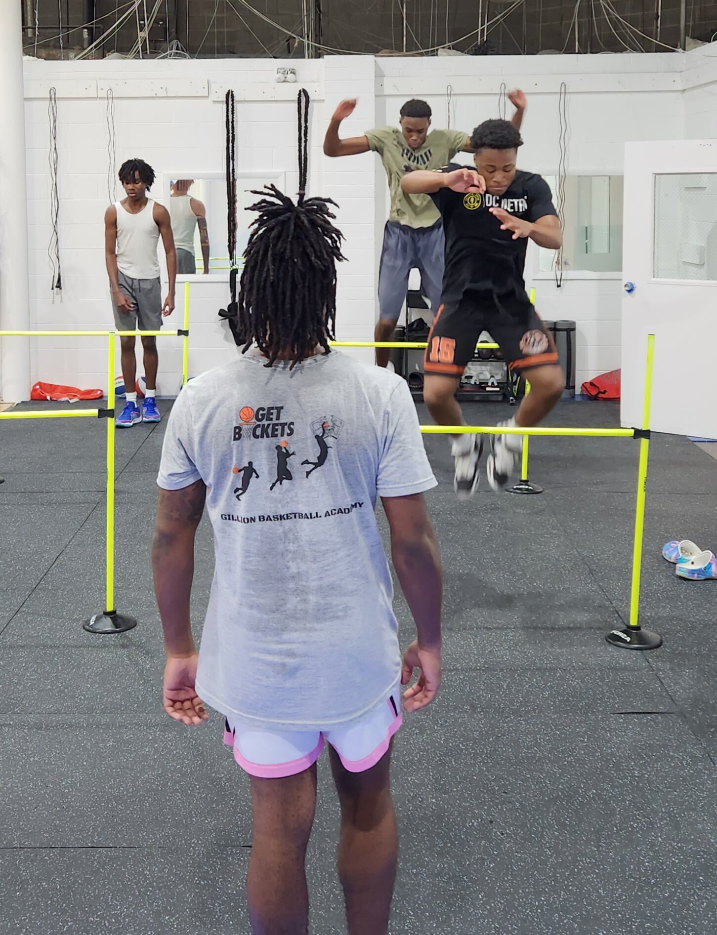 Gillilon basketball academy
