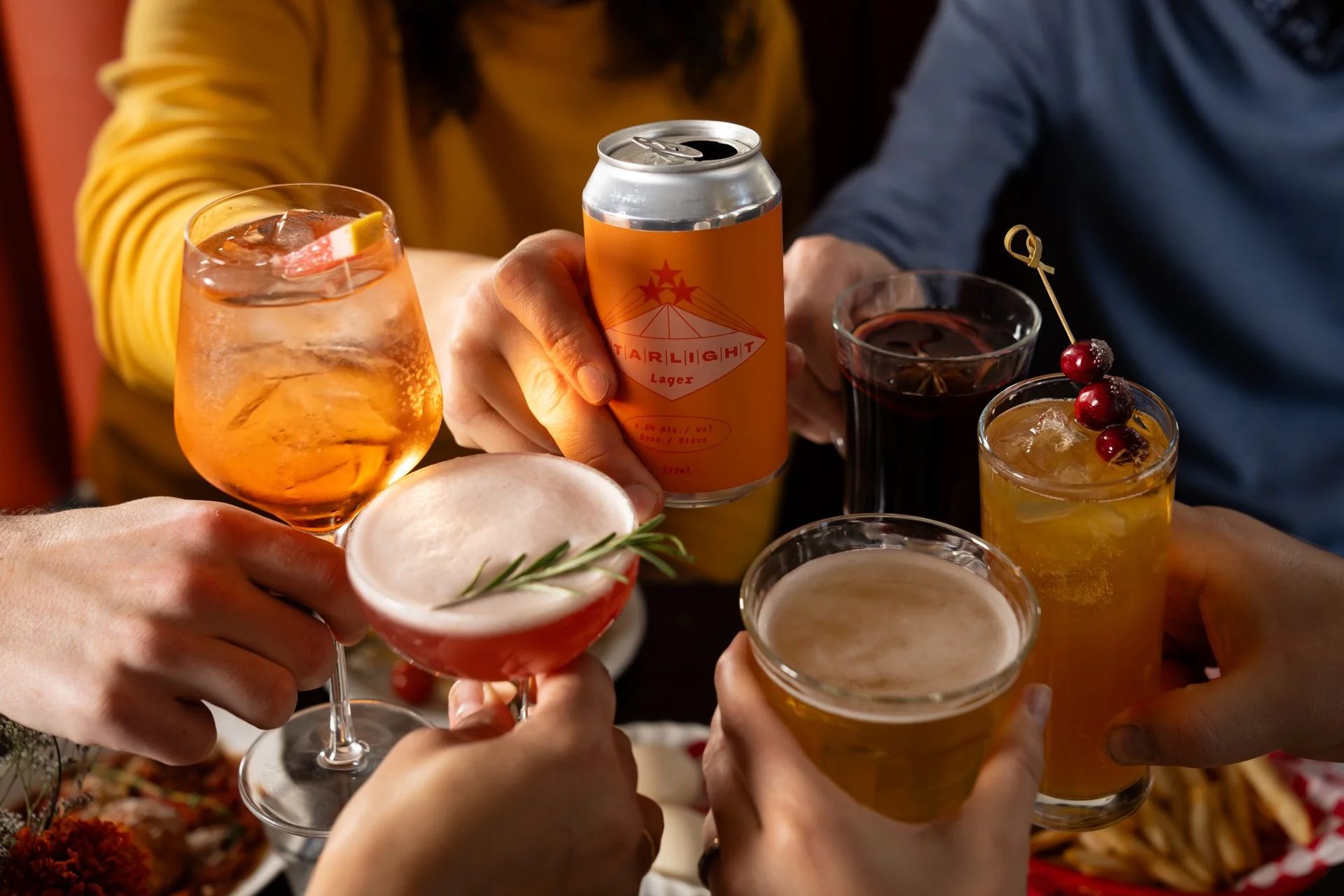 Refreshing Cocktails & Beverage Selection — The Starlight