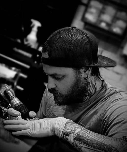 Ronald — Black Horizon Tattoo and Piercing