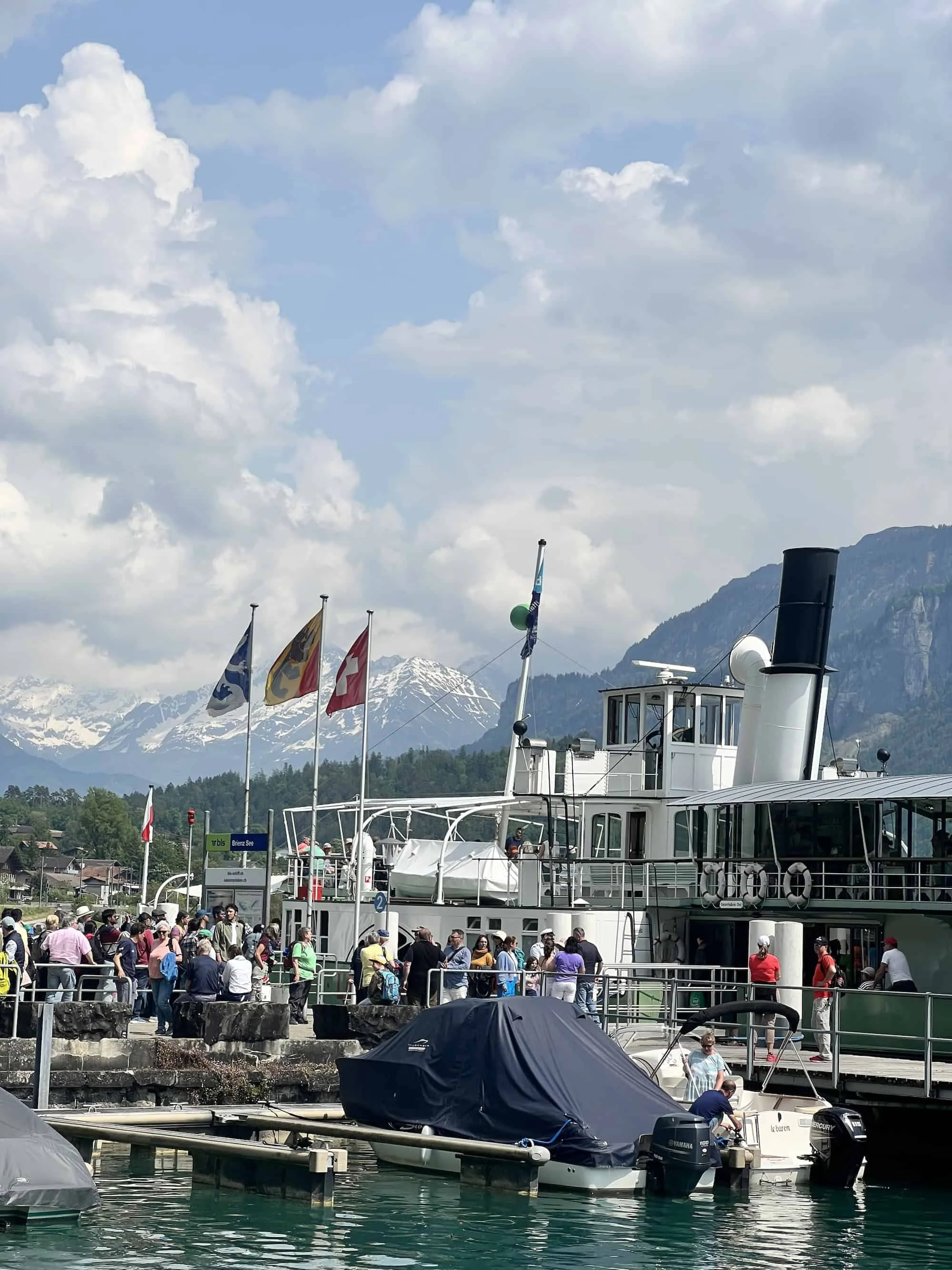Where to Stay in The Oberland: Interlaken vs Lauterbrunnen
