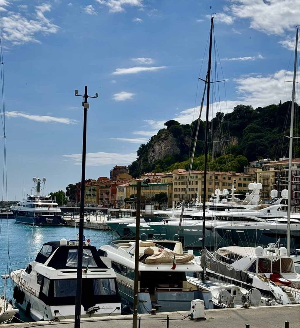 The Essential Style Guide for Your Spring Getaway to Nice | DESTINATION 195