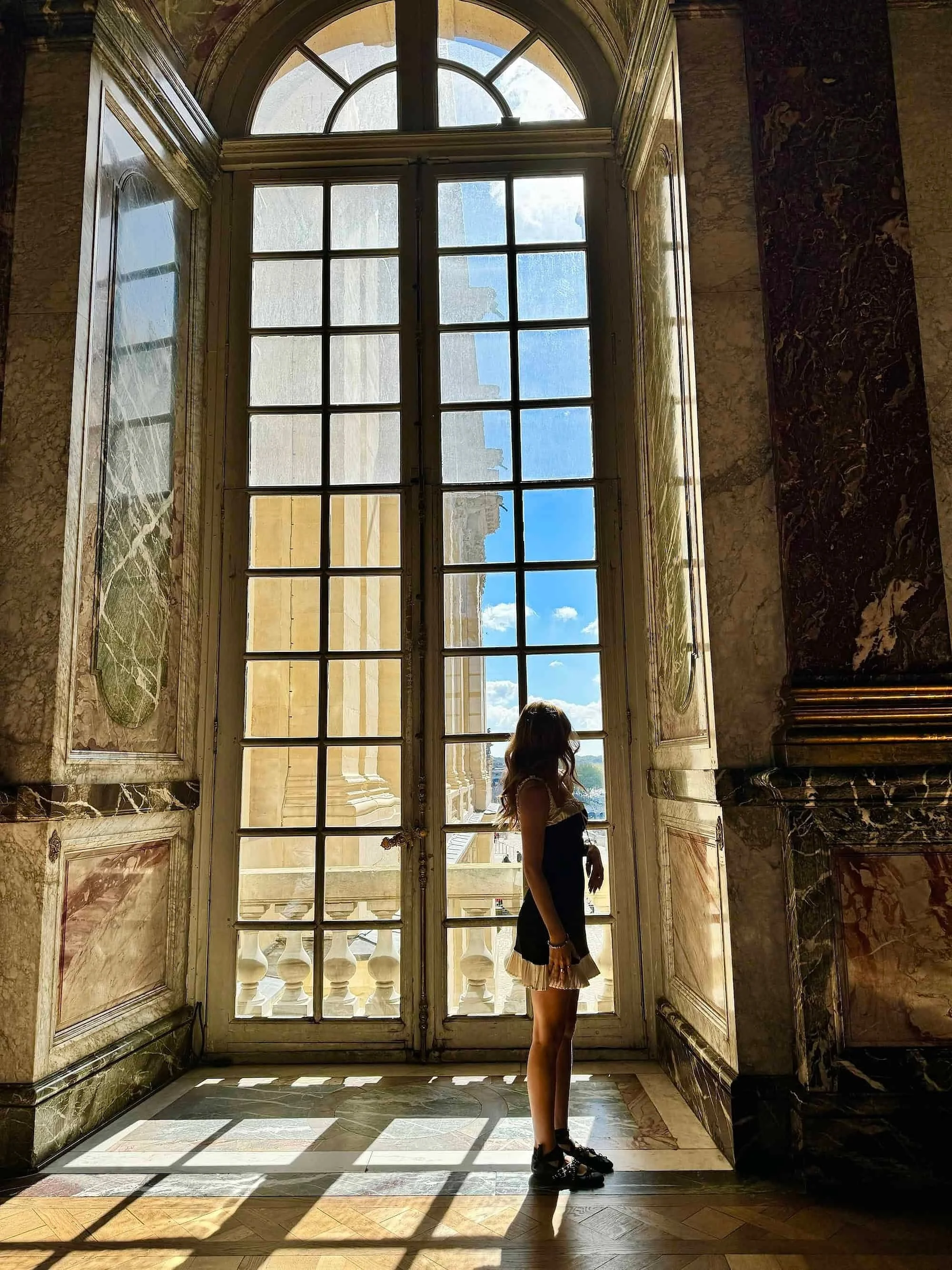 Spring Getaway Style Guide: What to Wear in Paris in April