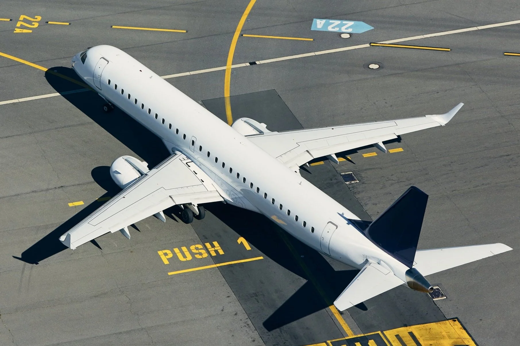 Glidetec | FOD SWEEPER | RACETRACK SWEEPER | SPORTS FIELD SWEEPERCOMPANY