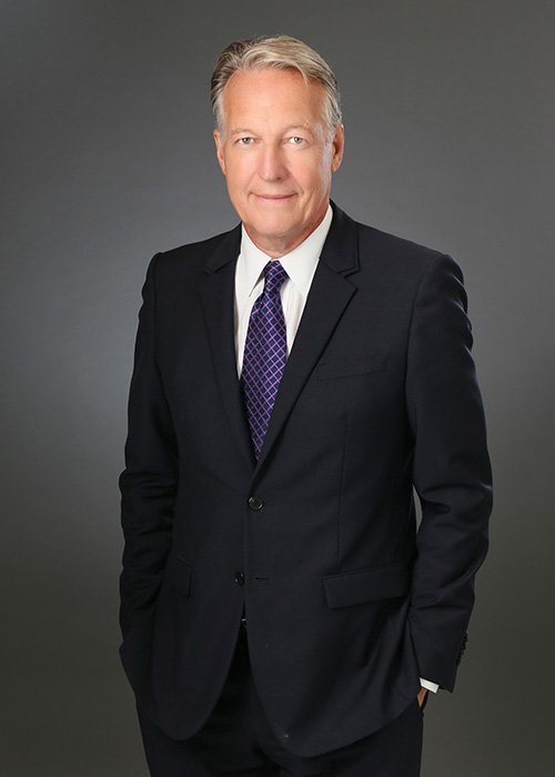 Dr. Daniel D Buss, MD