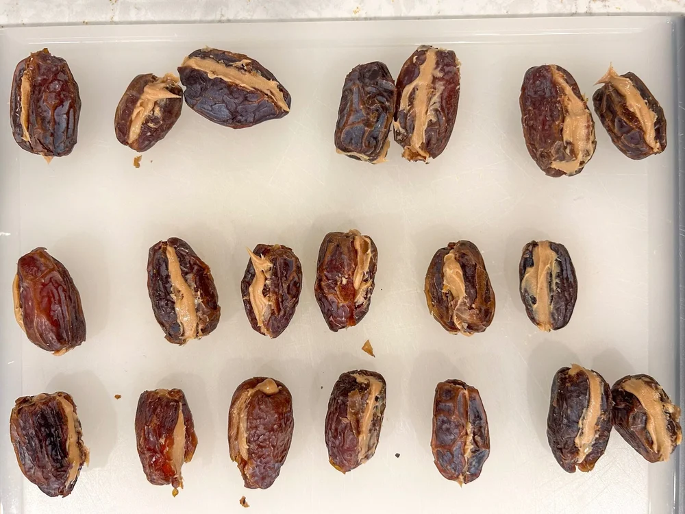Snickers Dates — Lauren Twigge Nutrition