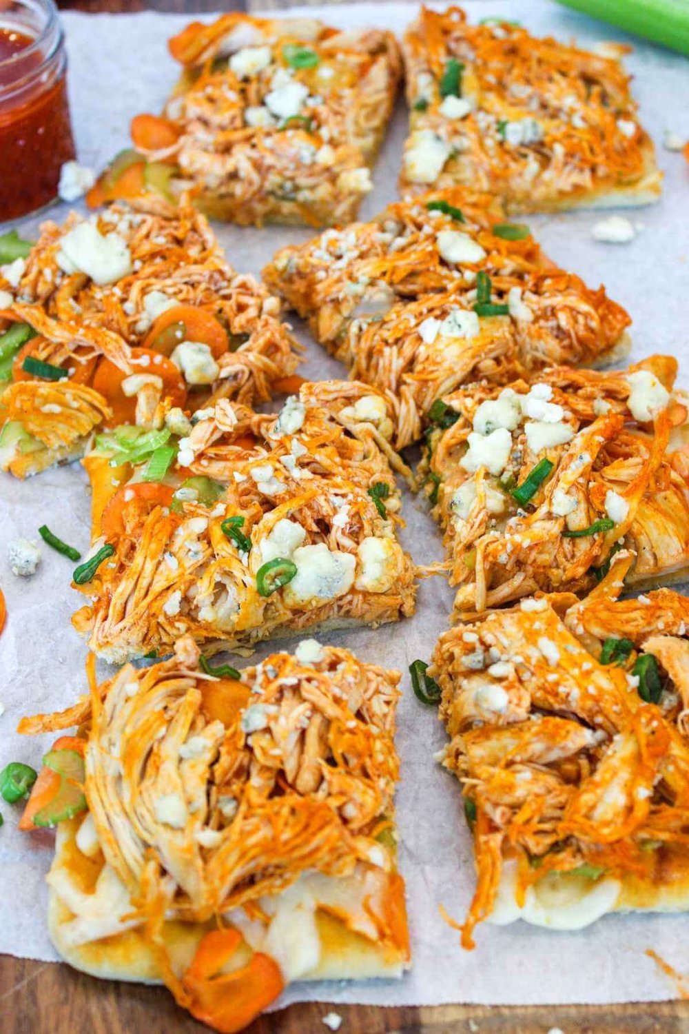 Buffalo Chicken Flatbread — Lauren Twigge Nutrition