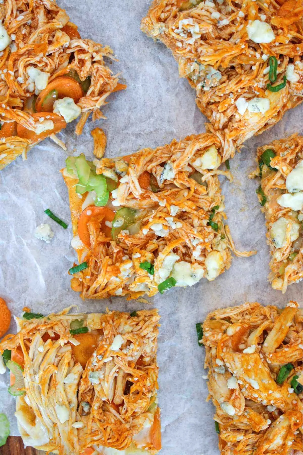 Buffalo Chicken Flatbread — Lauren Twigge Nutrition