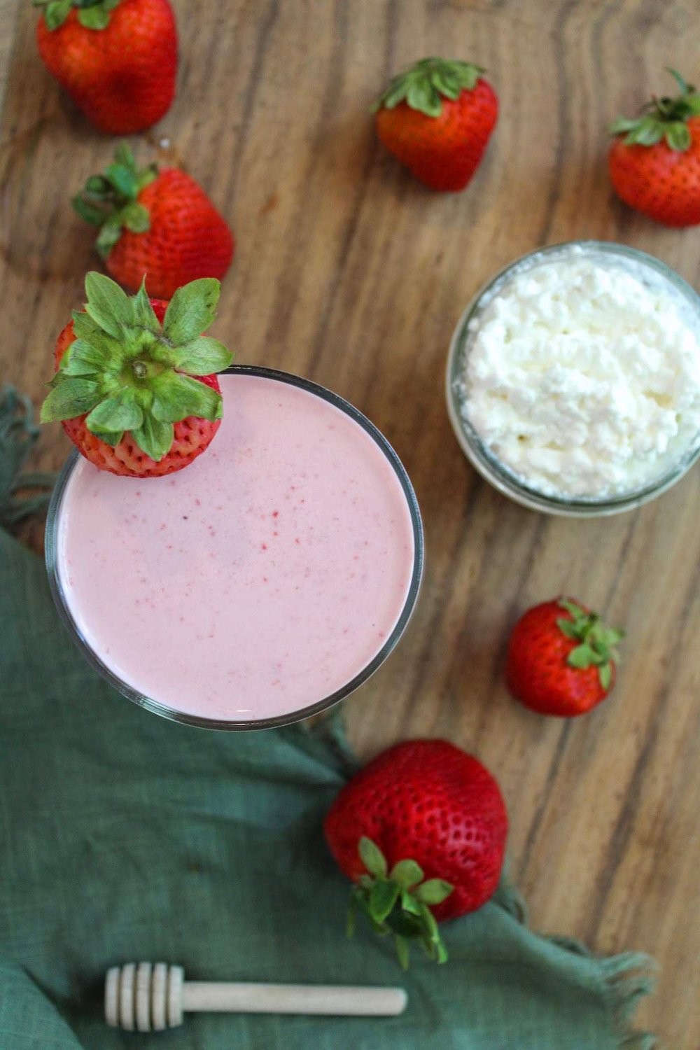 Strawberry Cottage Cheese Fruit Smoothie — Lauren Twigge Nutrition