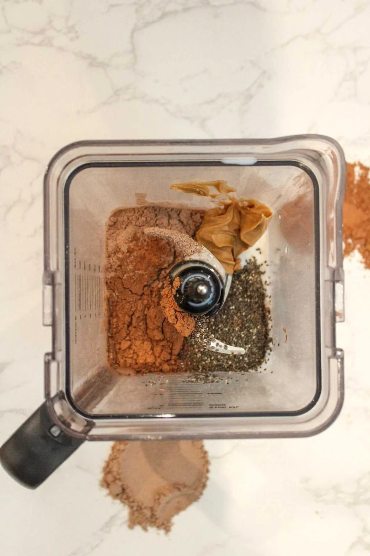 Peanut Butter Chocolate Protein Chia Seed Pudding (Blended!) — Lauren ...