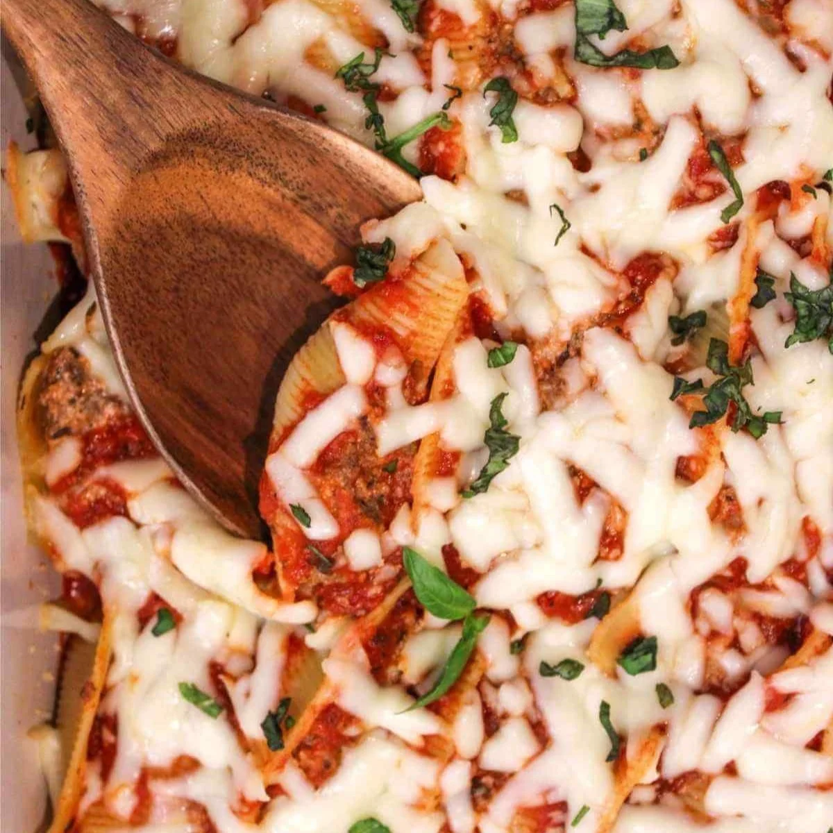 Buffalo Chicken Flatbread — Lauren Twigge Nutrition
