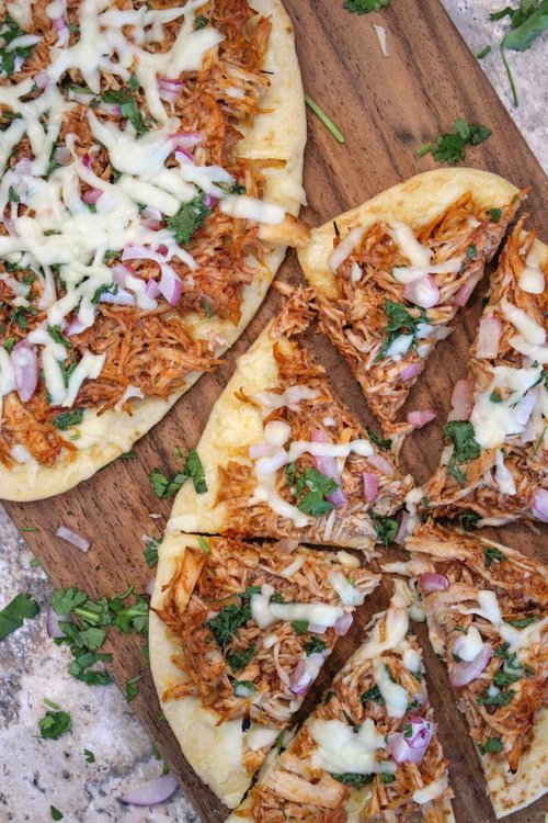 Barbecue Chicken Flatbread — Lauren Twigge Nutrition
