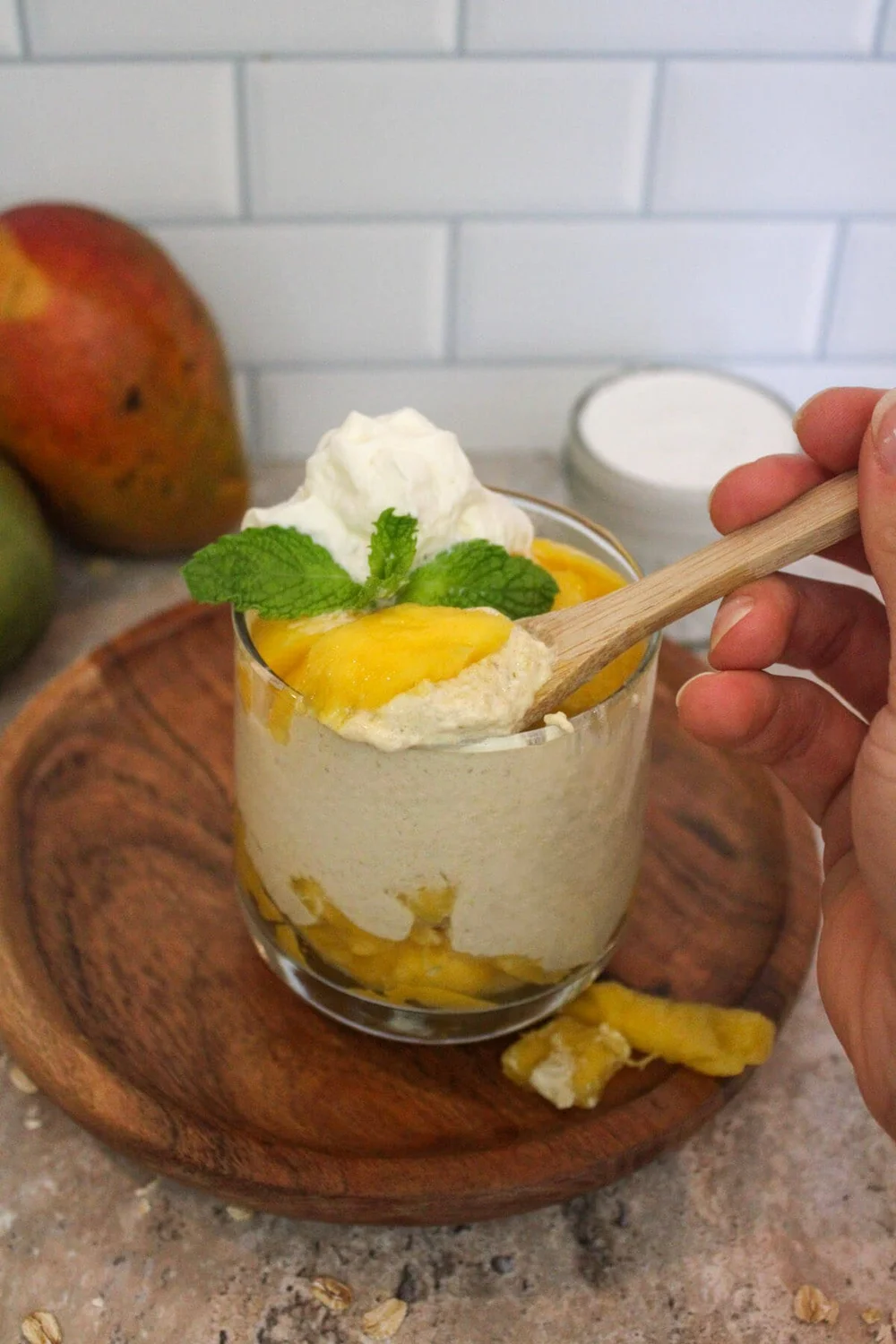 Blended Mango Overnight Oats — Lauren Twigge Nutrition