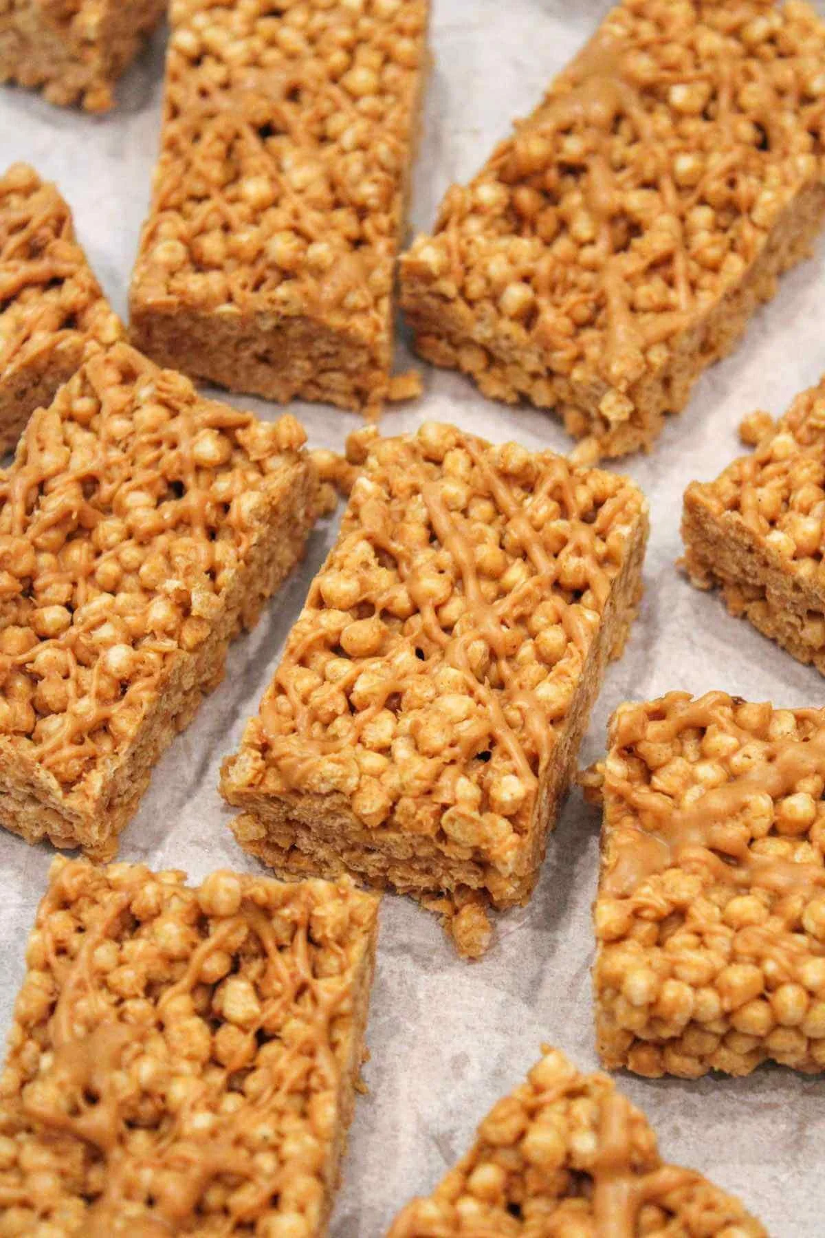Peanut Butter and Honey Popped Quinoa Bars — Lauren Twigge Nutrition