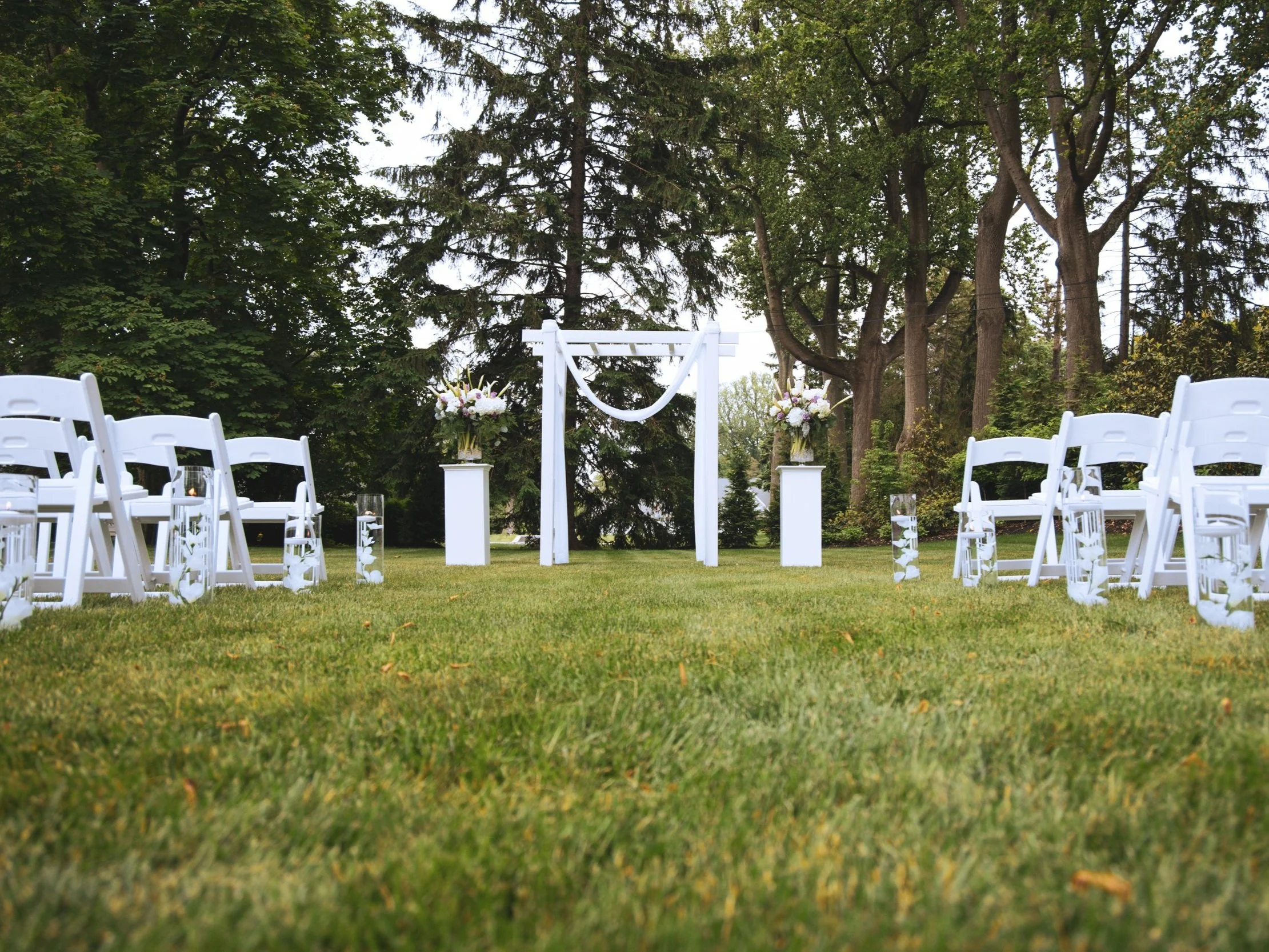 Traditional White Arch — DMV Wedding Arch