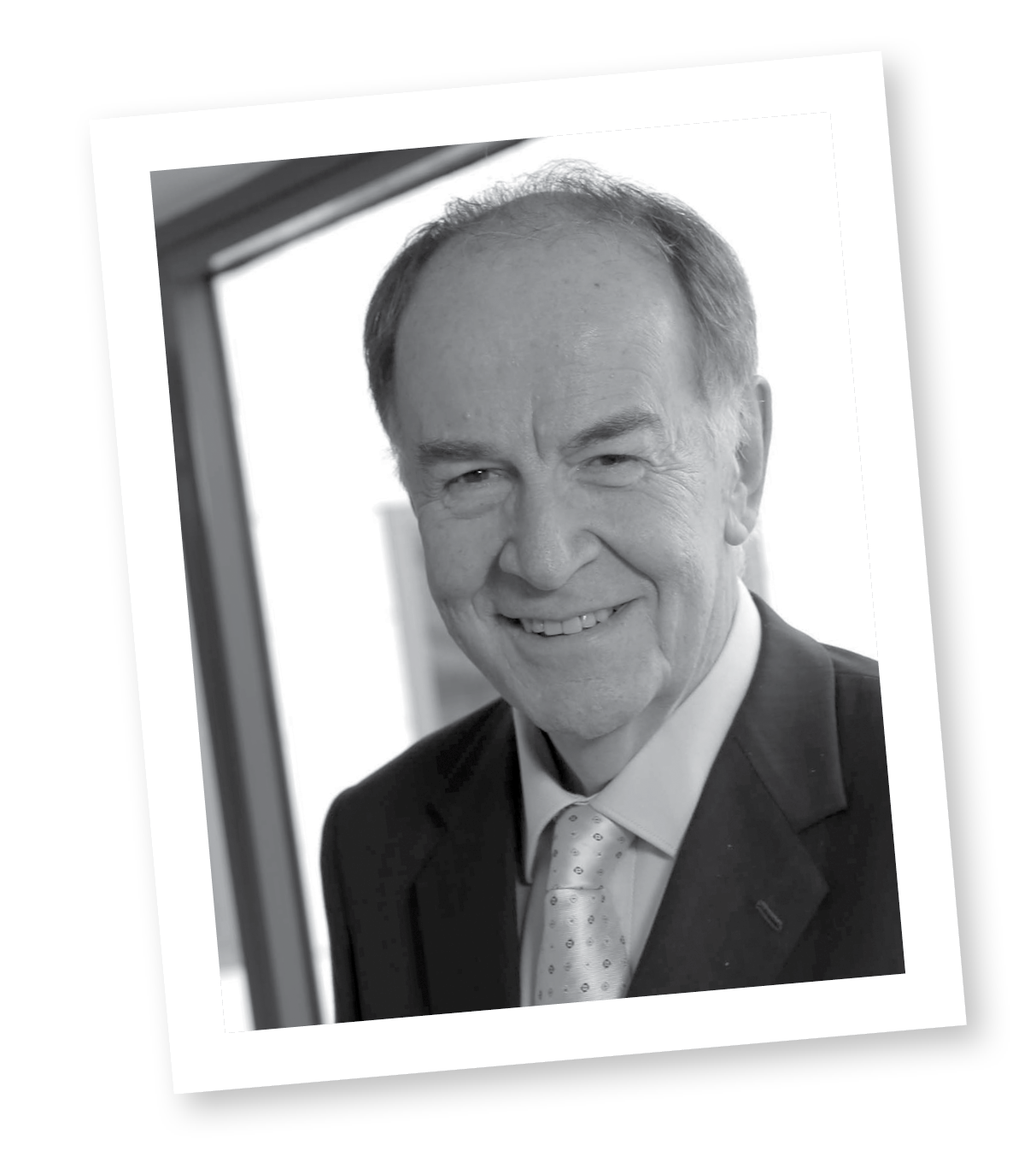 About — Dr Graeme Hughes