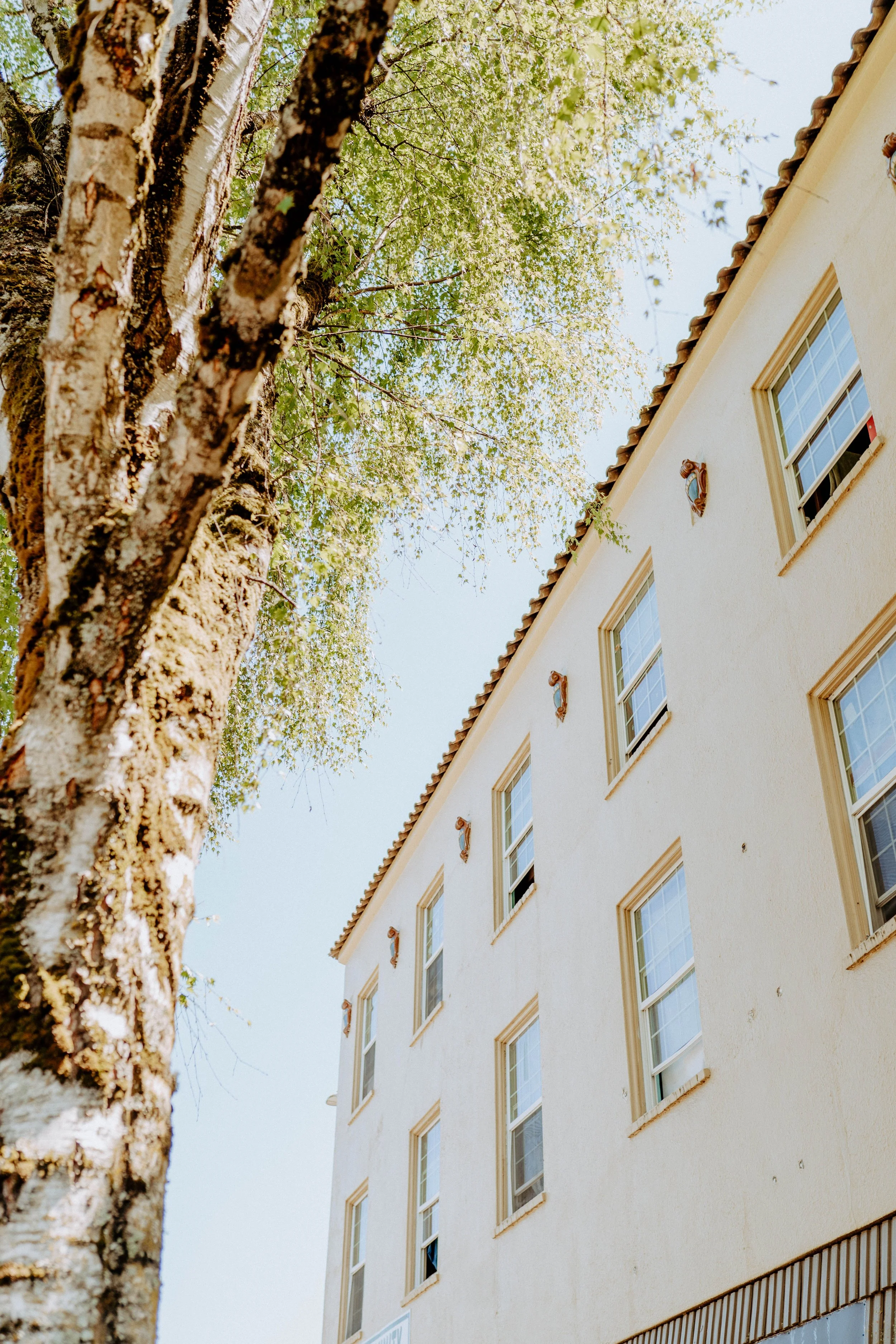 Community House on Broadway — Community House on Broadway