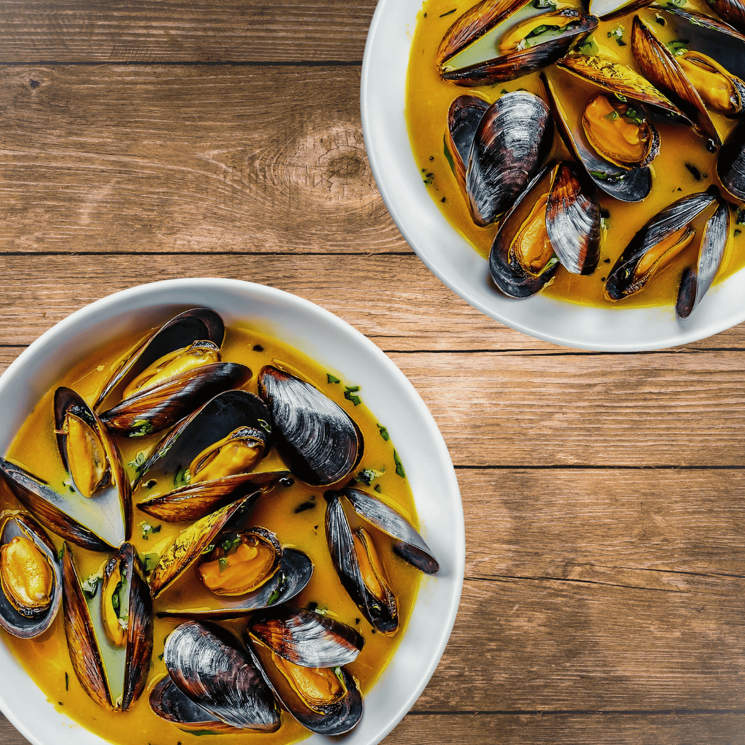 Thai Green Curry Mussels in Coconut Broth – Easy, Flavorful Seafood ...