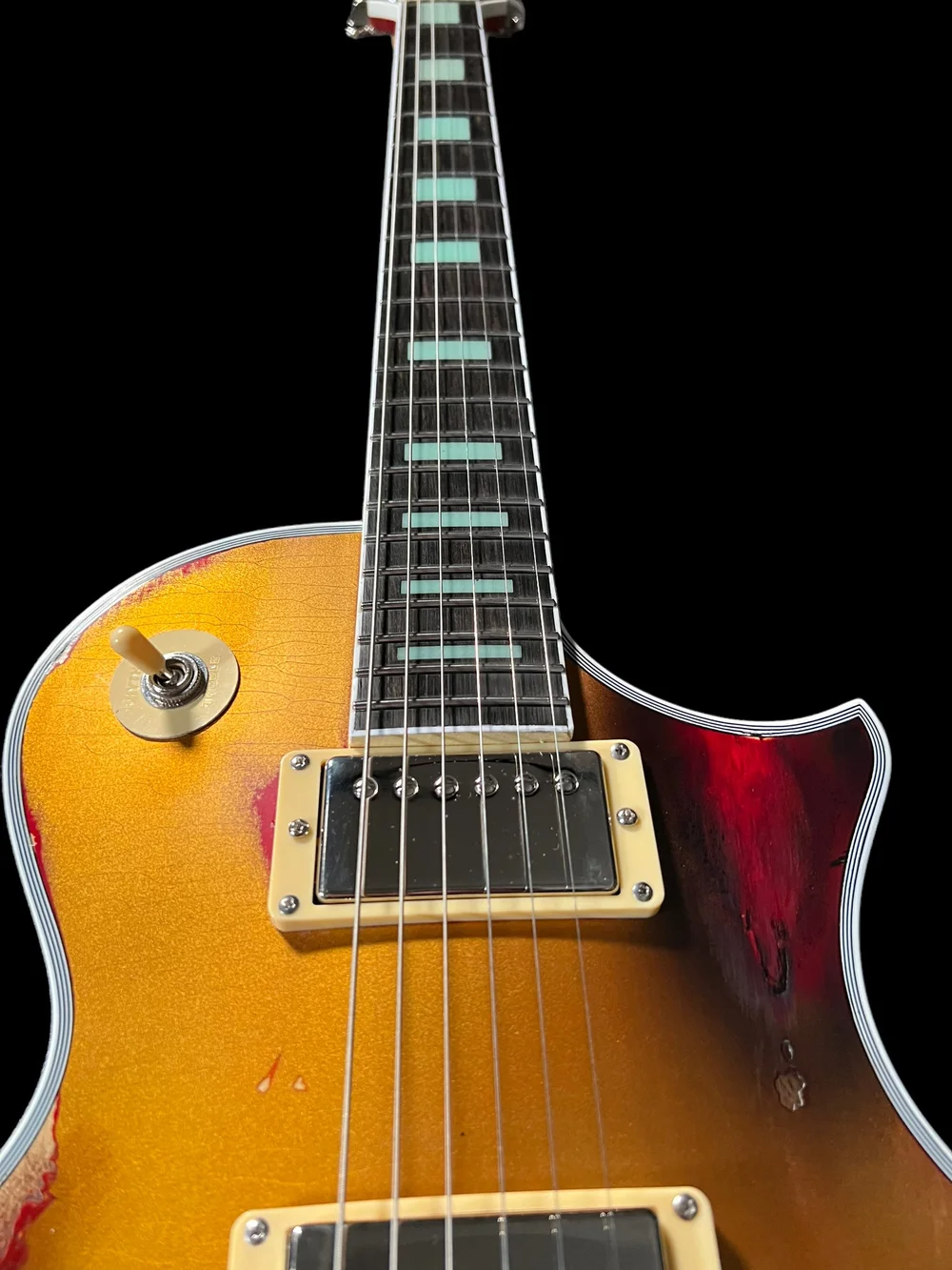10S Guitars: Les Paul Goldtop Over Sunburst Relic — Guitar Emerge