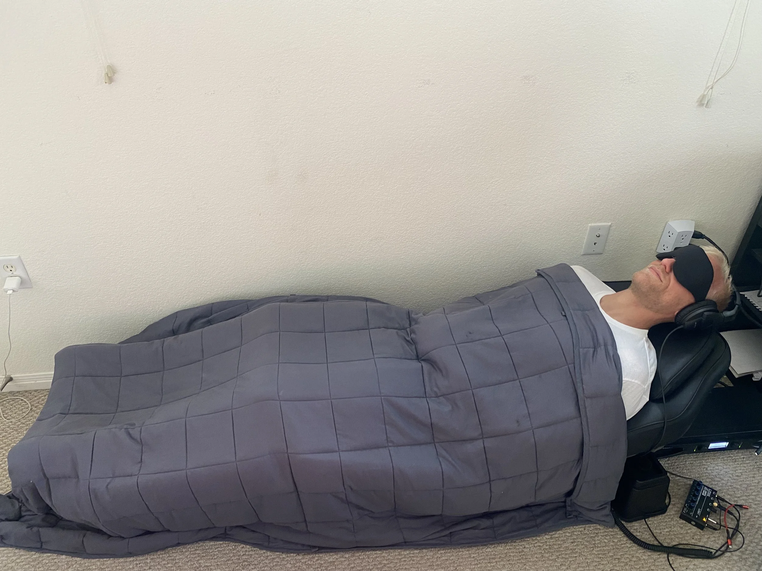 Zenthesia - Sound Tables - Immersive Vibroacoustic Tactile Sound