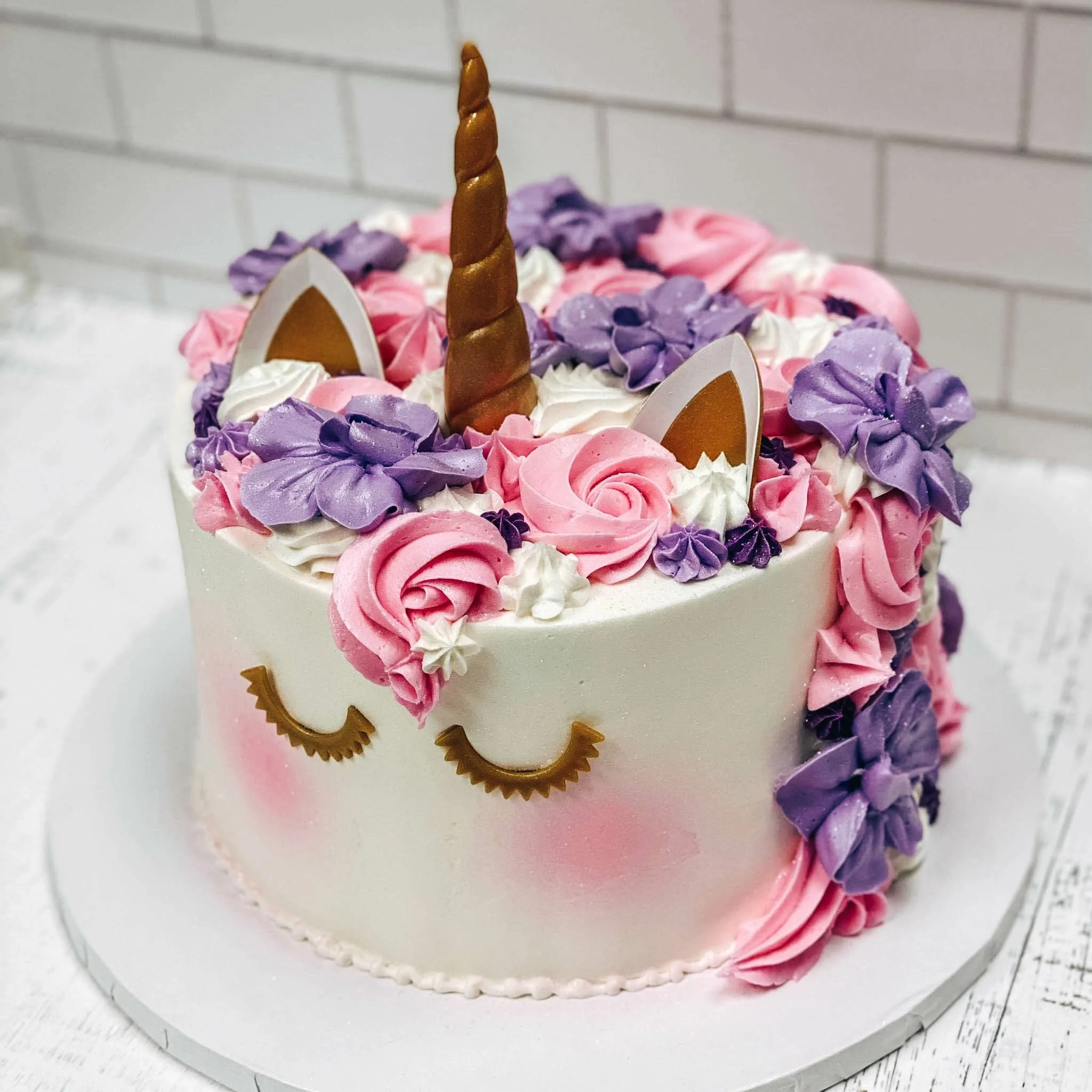 Custom Cakes — Puffy Muffin